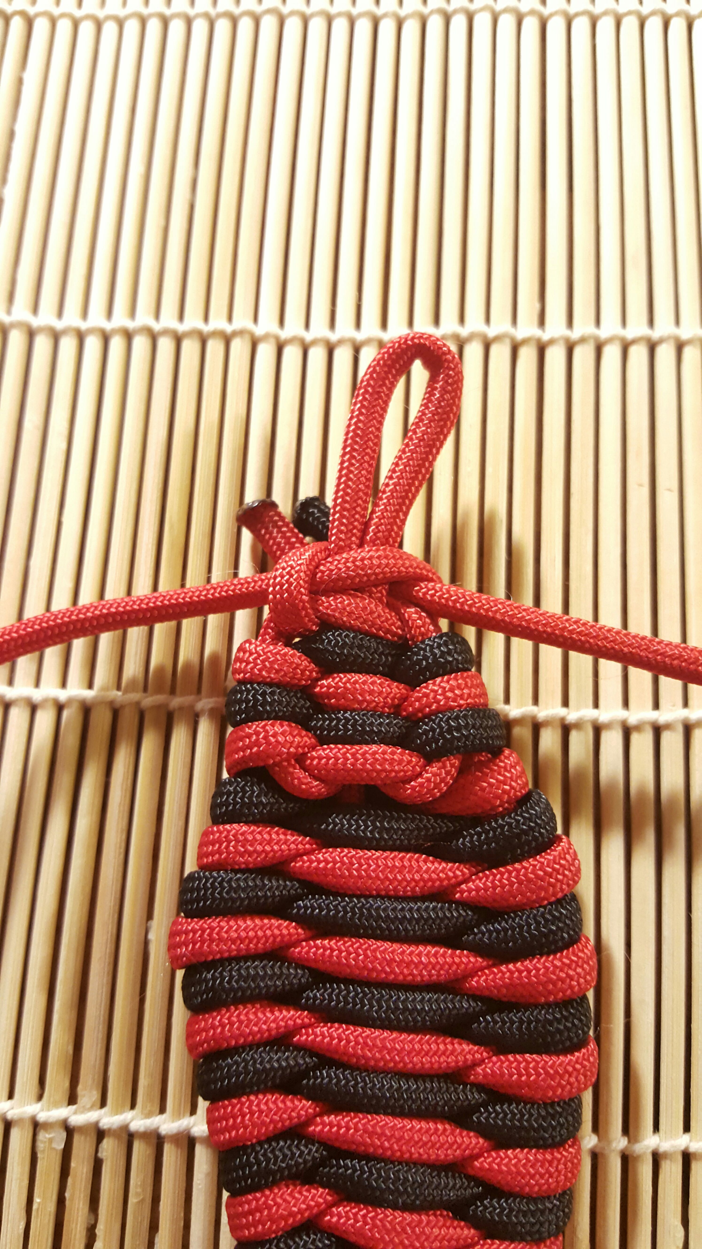 Paracord Snake : 10 Steps (with Pictures) - Instructables