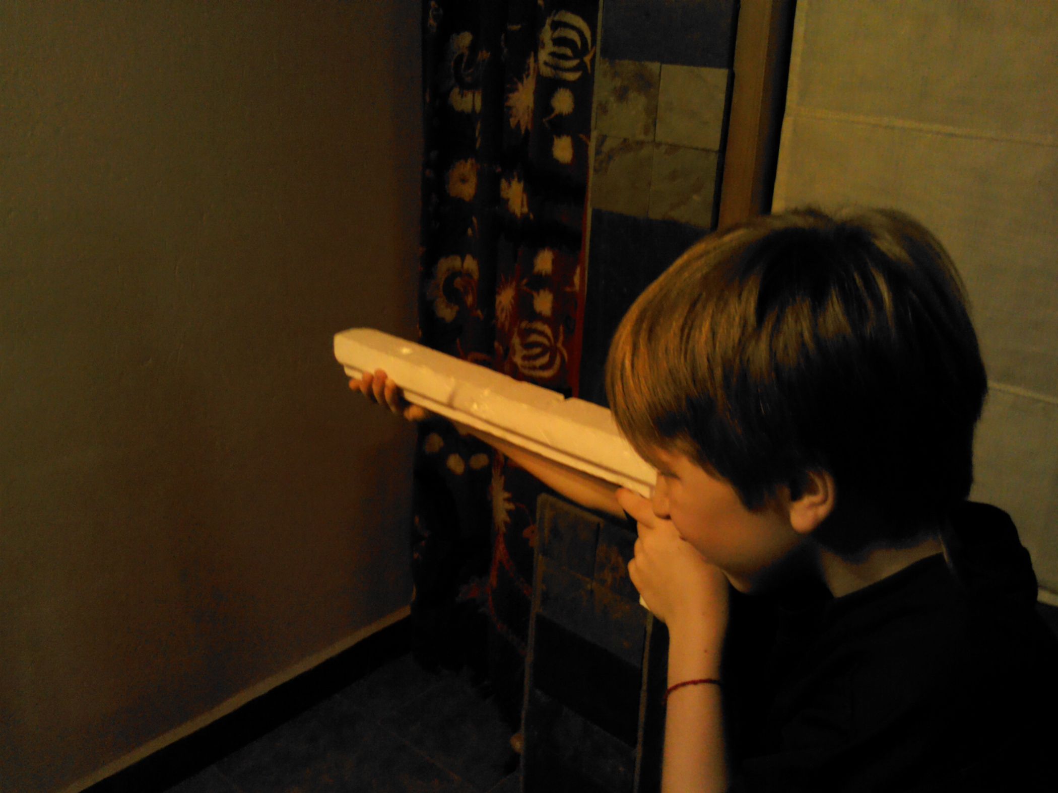 Fake Styrofoam Gun : 7 Steps - Instructables