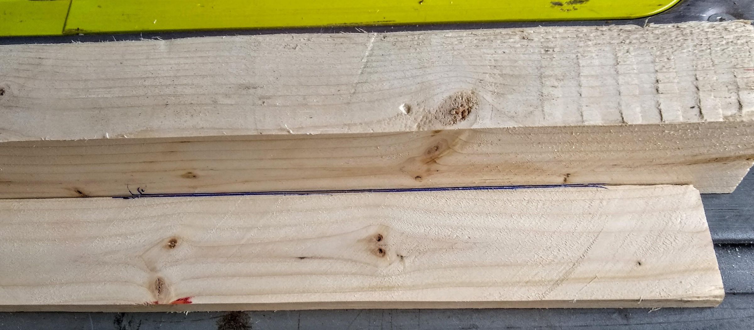 How to Make Outside Corner Molding Trim : 11 Steps - Instructables