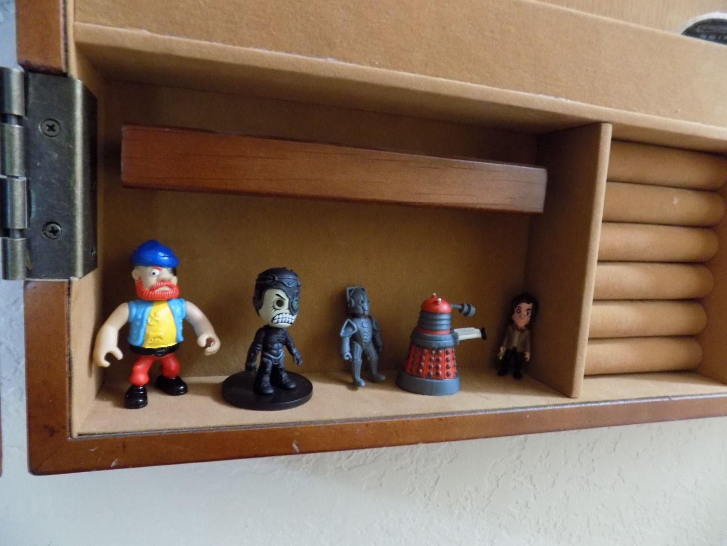 Travel Souvenir Display : 13 Steps (with Pictures) - Instructables