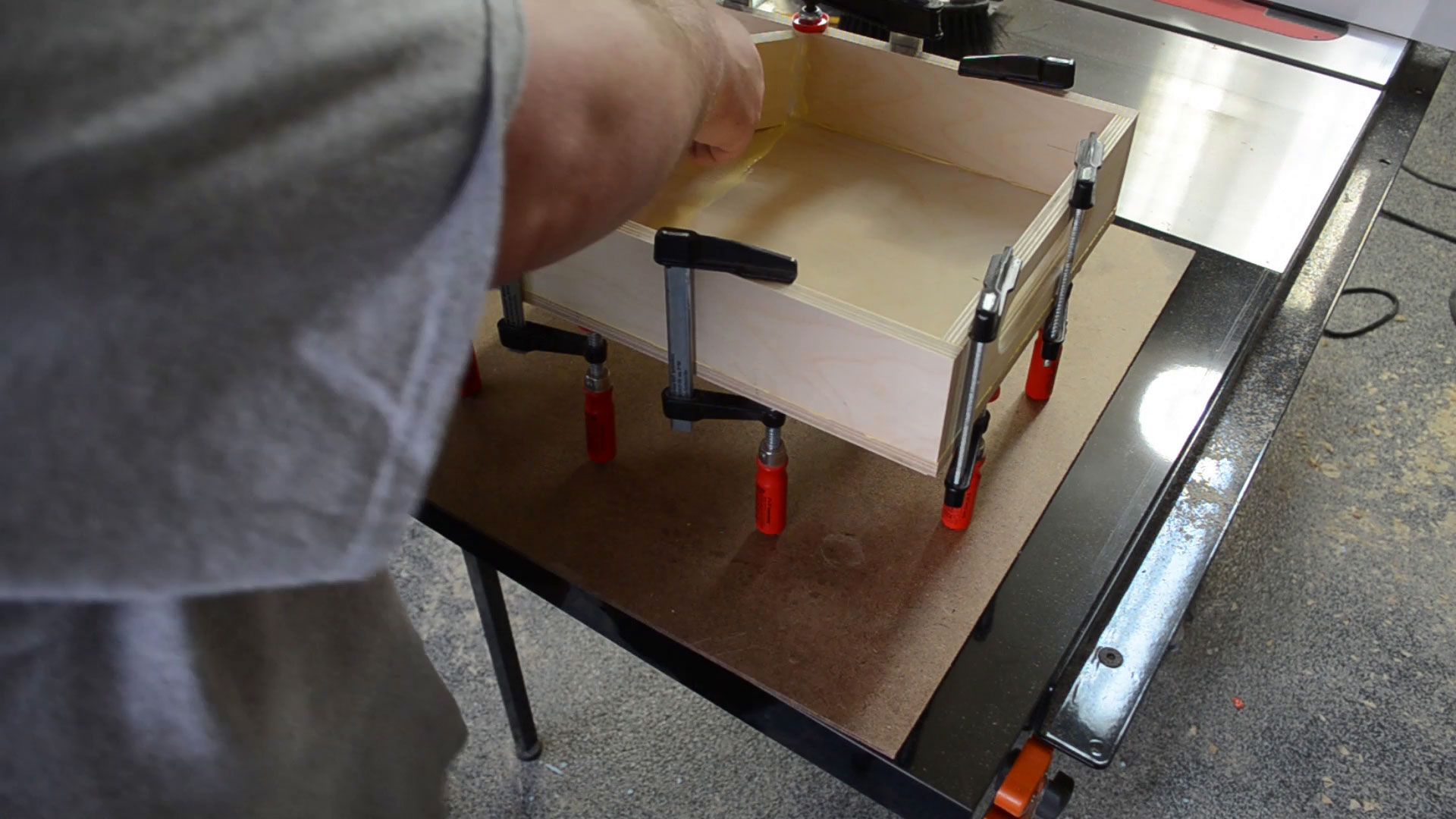 How to Make Apple Boxes : 6 Steps (with Pictures) - Instructables