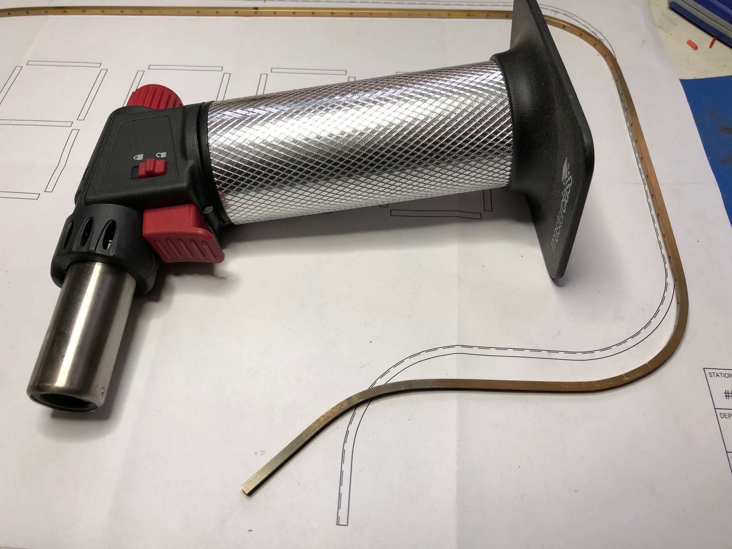 "Charlotte's Web" Style LED Filament Clock : 10 Steps (with Pictures ...