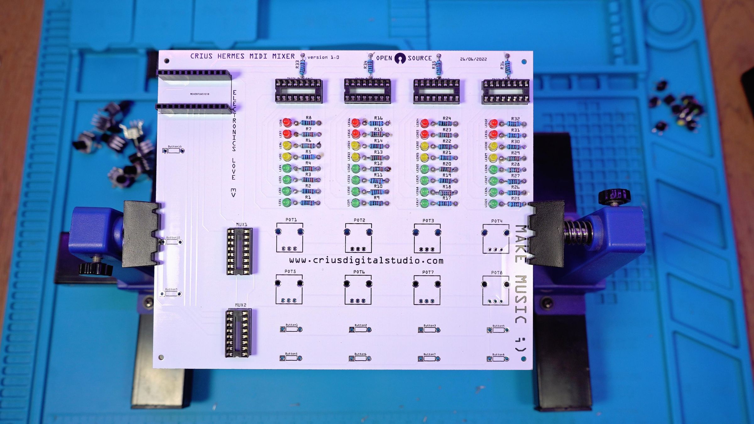 DIY Arduino MIDI Mixer "Crius HERMES V1.0" : 15 Steps (with Pictures ...