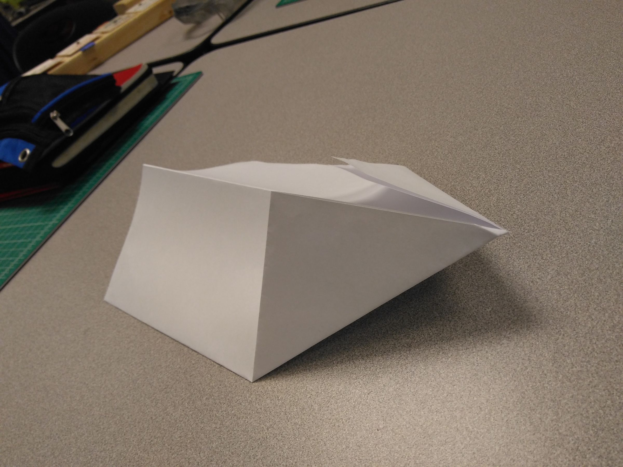 Paper Airplane Barrel Roll : 8 Steps - Instructables