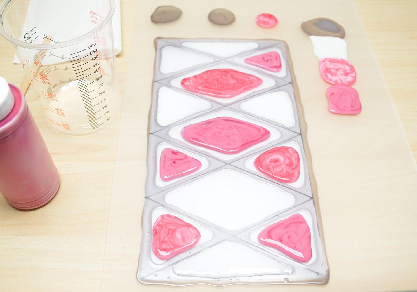 DIY Window Clings | How to Make Your Own Glass Decorations With PVA ...