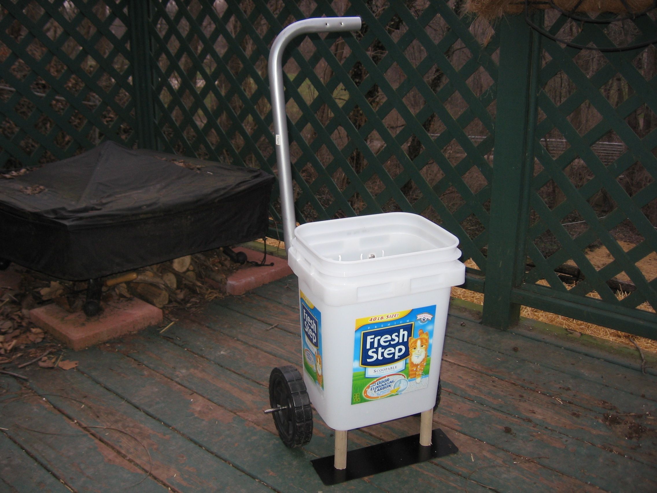 5 Gallon Bucket Cart (A.K.A. Excrement Express!) : 8 Steps - Instructables
