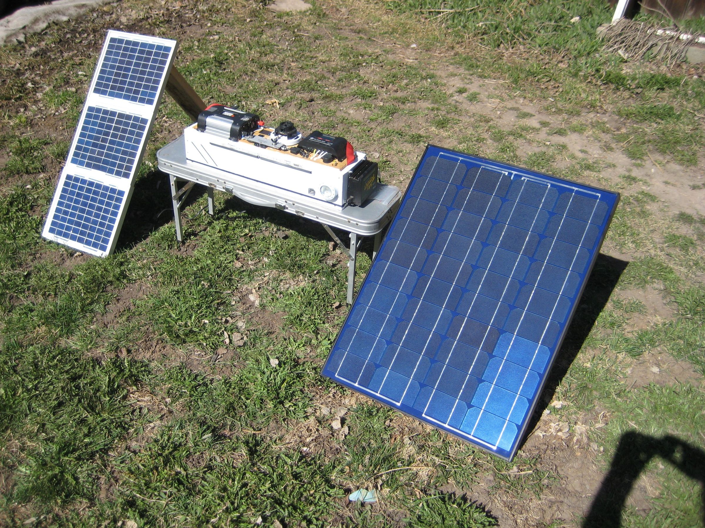 Solar Generator -- Emergency Power Supply -- Portable Camp Power ...