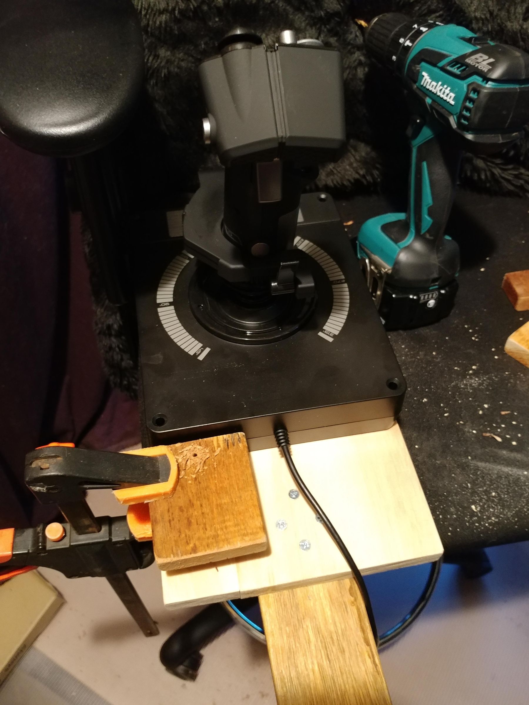 DIY HOTAS Desk Mount: the Dad Mount : 8 Steps - Instructables