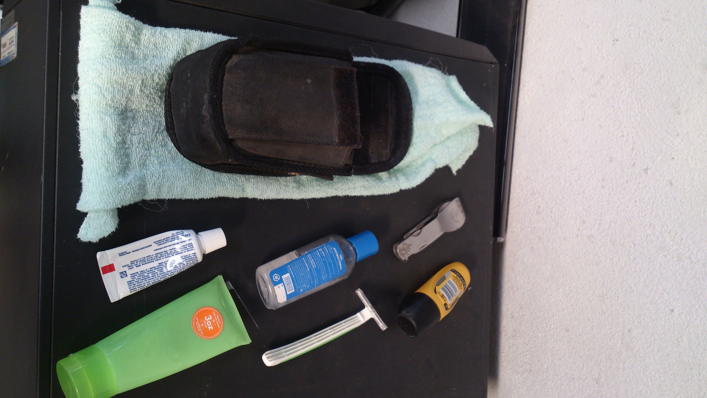 Pocket Size Travel Cleaning Kit : 6 Steps - Instructables