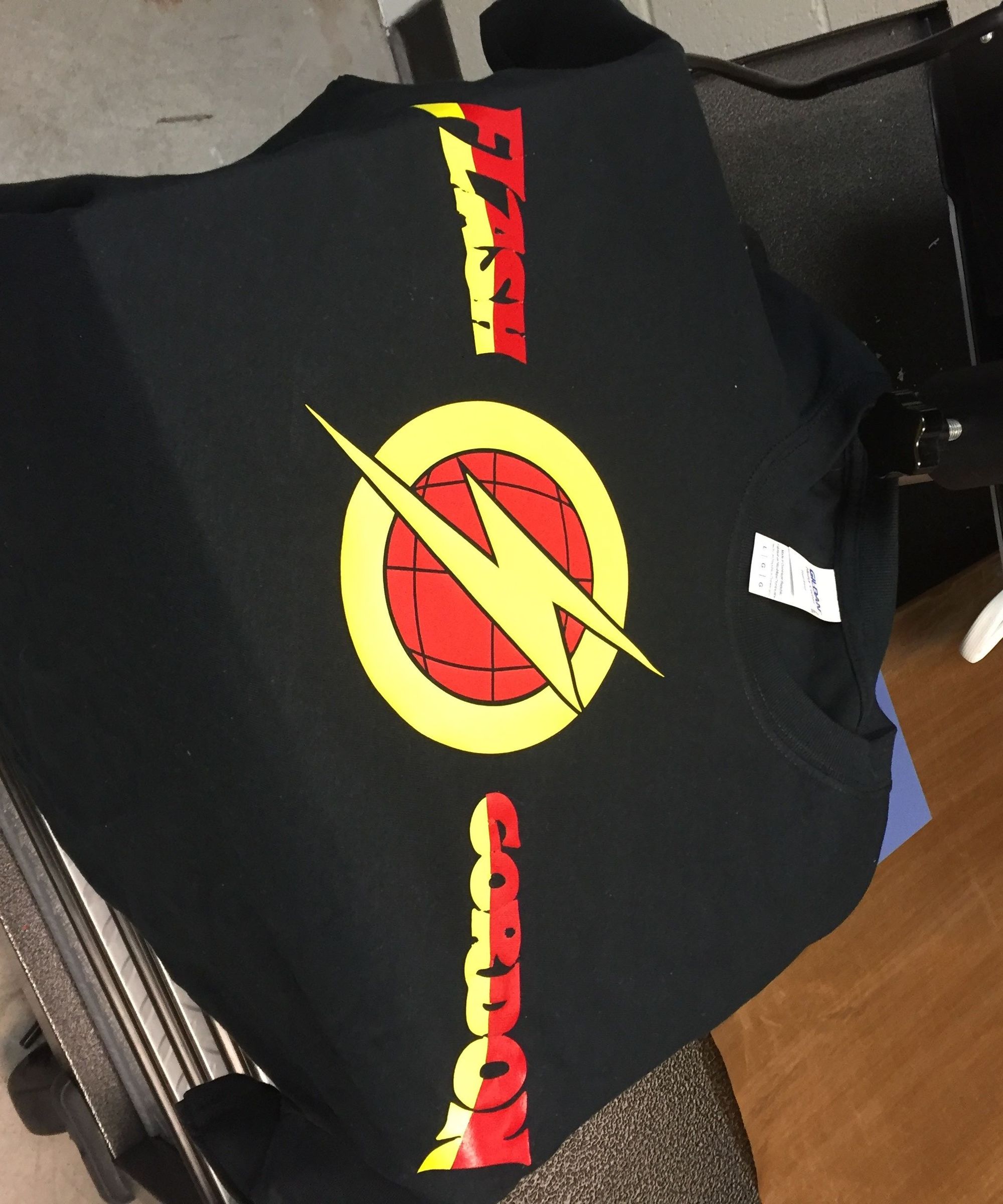 Dual Color Design Heat Transfer Vinyl for T-Shirt : 10 Steps (with ...