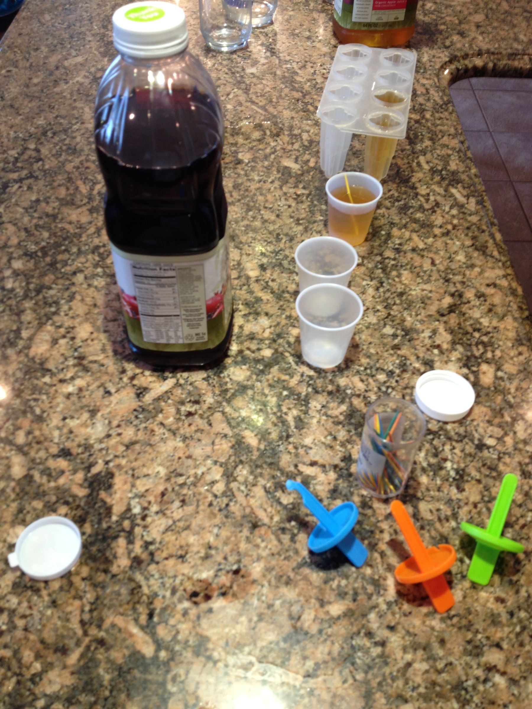 Juice Pops : 6 Steps - Instructables