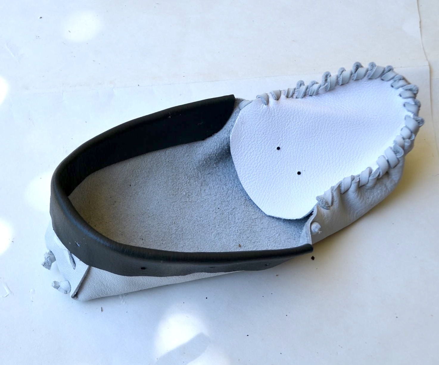 DIY MOCCASIN : 10 Steps (with Pictures) - Instructables