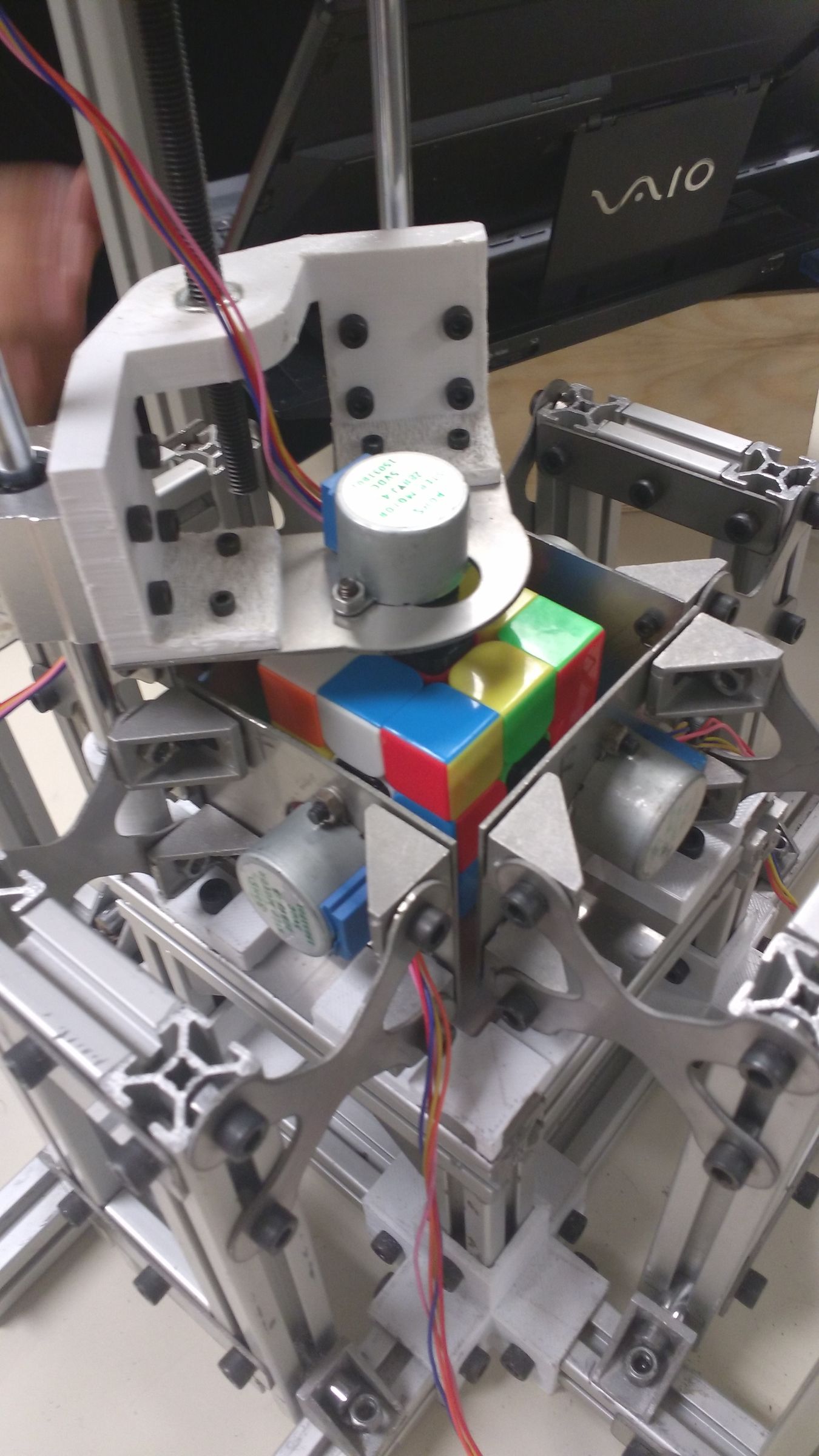 Mechatronic Rubik Cube Solver - Instructables