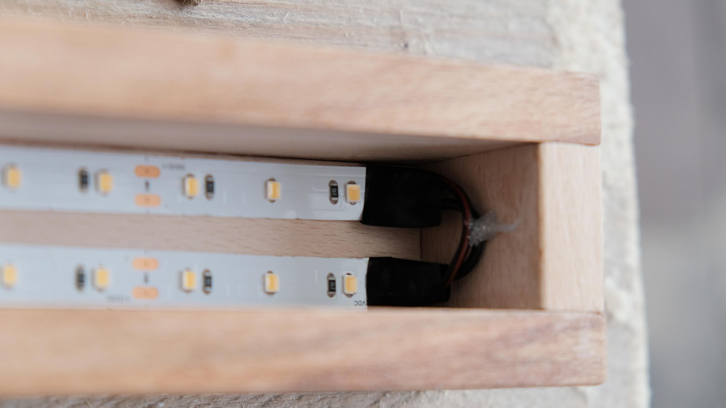 Easy Wooden Desk Lamp : 13 Steps (with Pictures) - Instructables