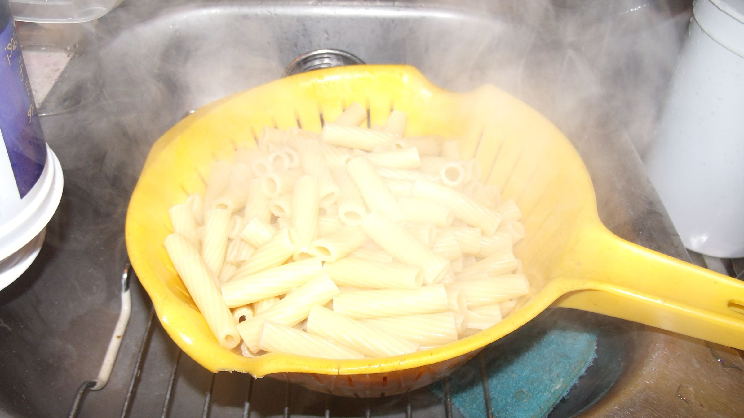 Pasta/pizza Pie or Pastizza : 5 Steps (with Pictures) - Instructables