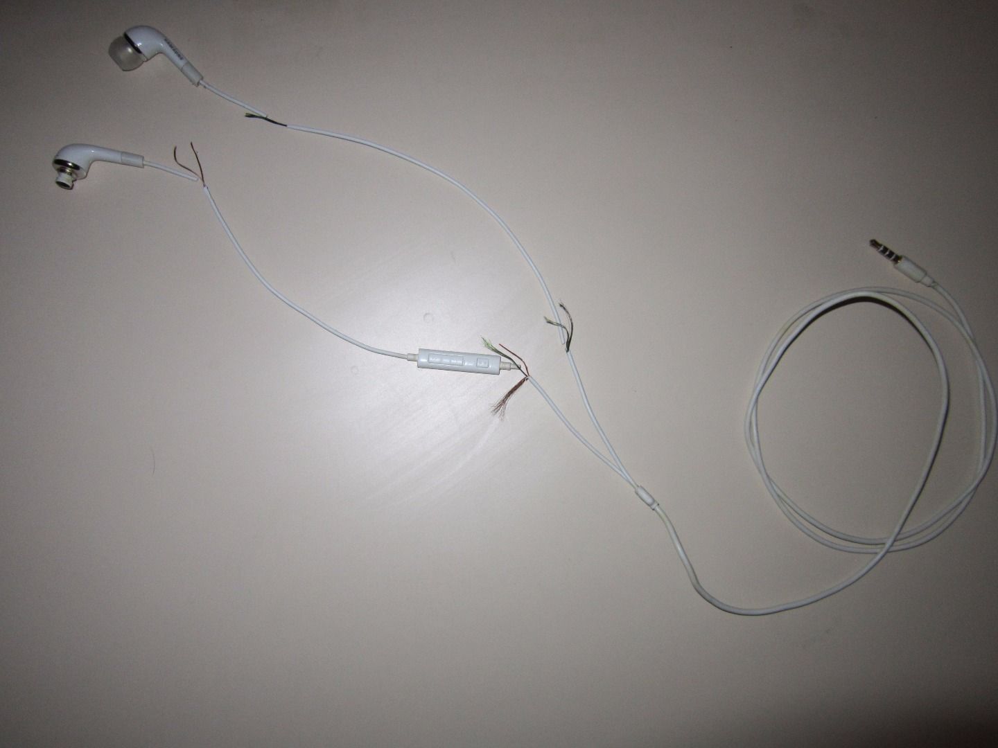 Retro Tablet Headset : 4 Steps - Instructables