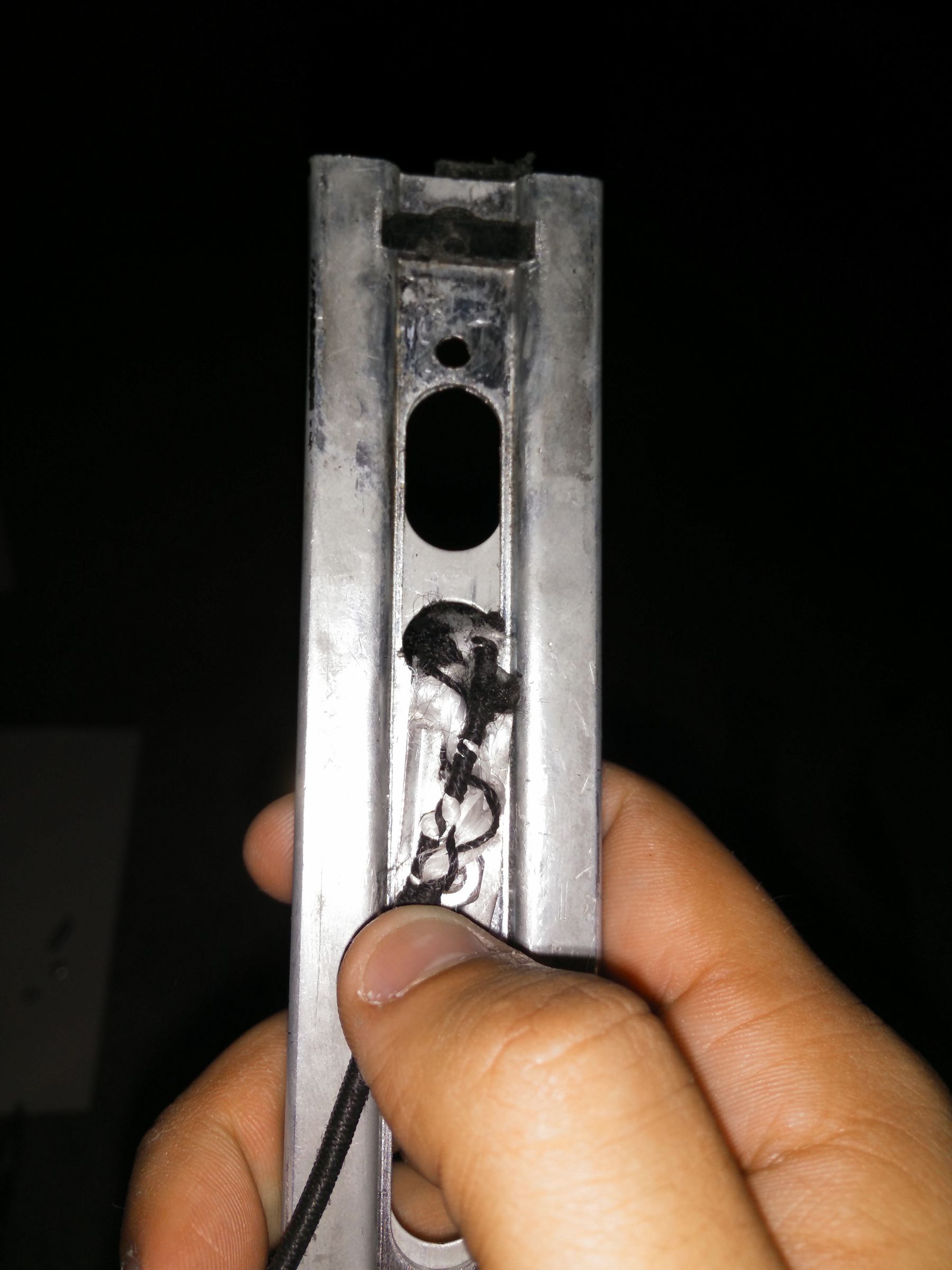 Assassins Creed Hidden Blade : 9 Steps - Instructables