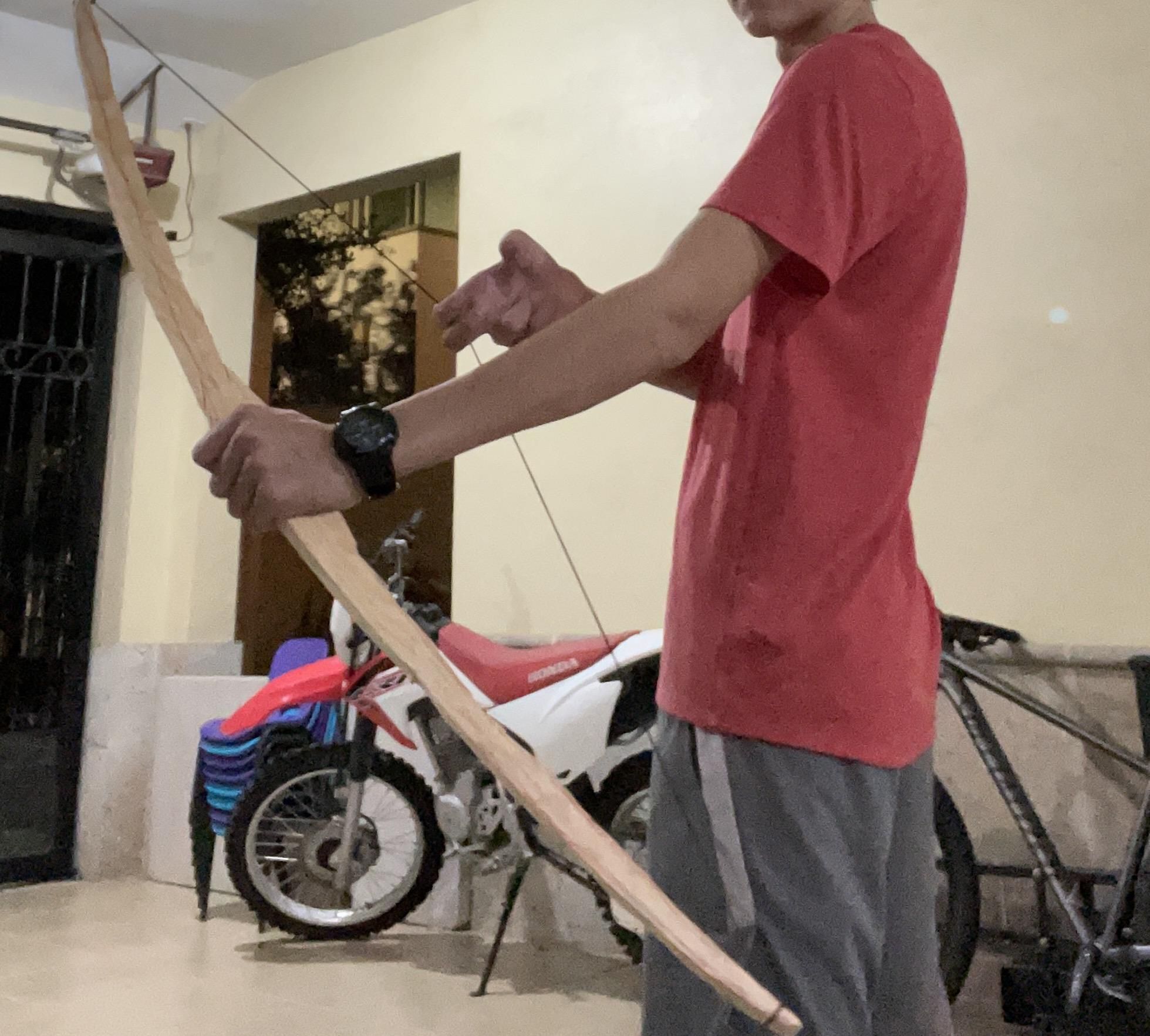 Bow and Arrow Movie Prop : 7 Steps - Instructables