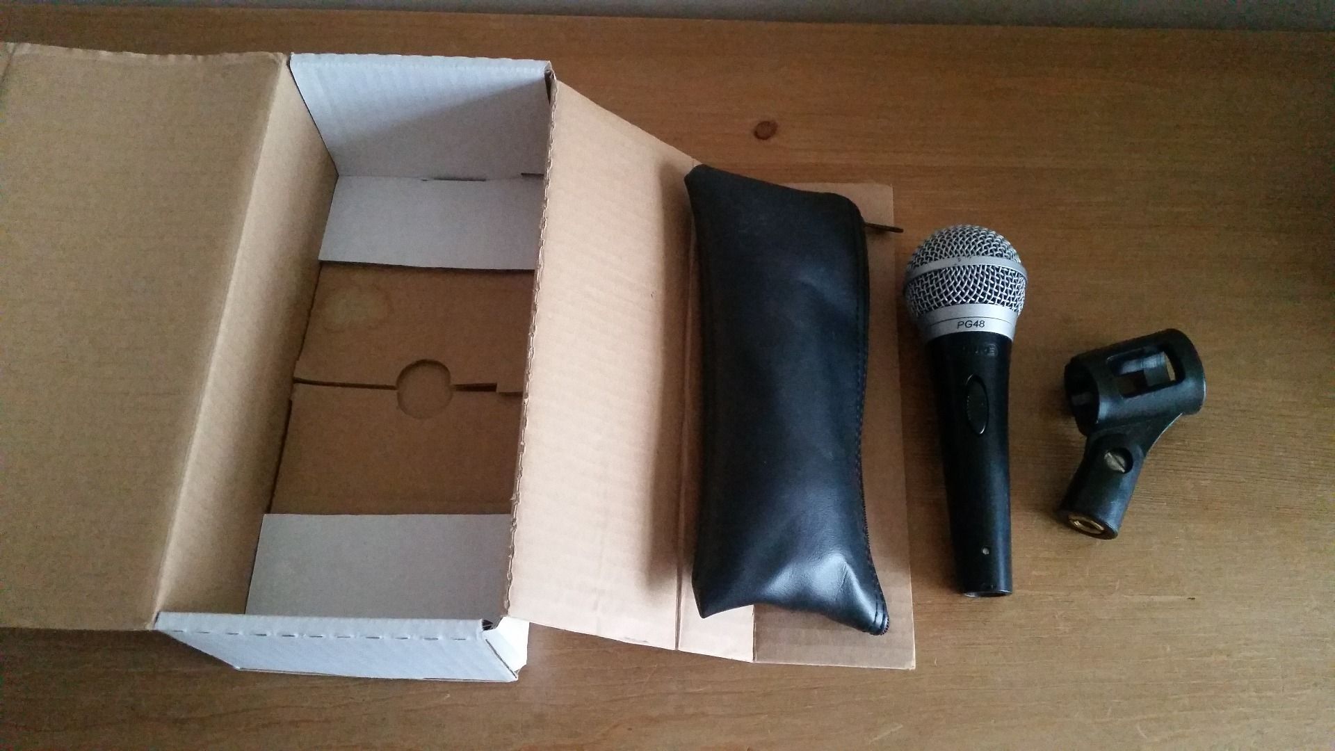 Cardboard Microphone Pop Filter : 6 Steps (with Pictures) - Instructables