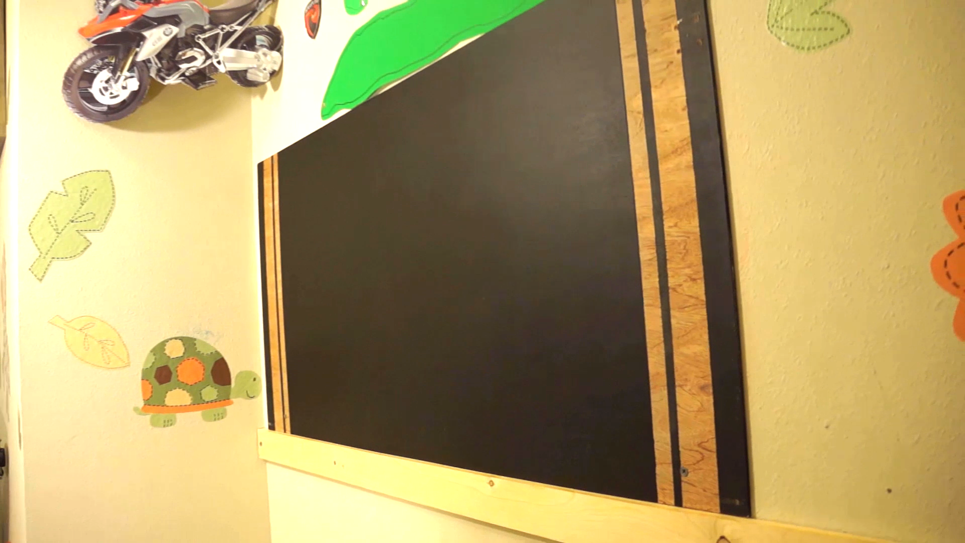 Kids Fold-Up Desk : 7 Steps (with Pictures) - Instructables