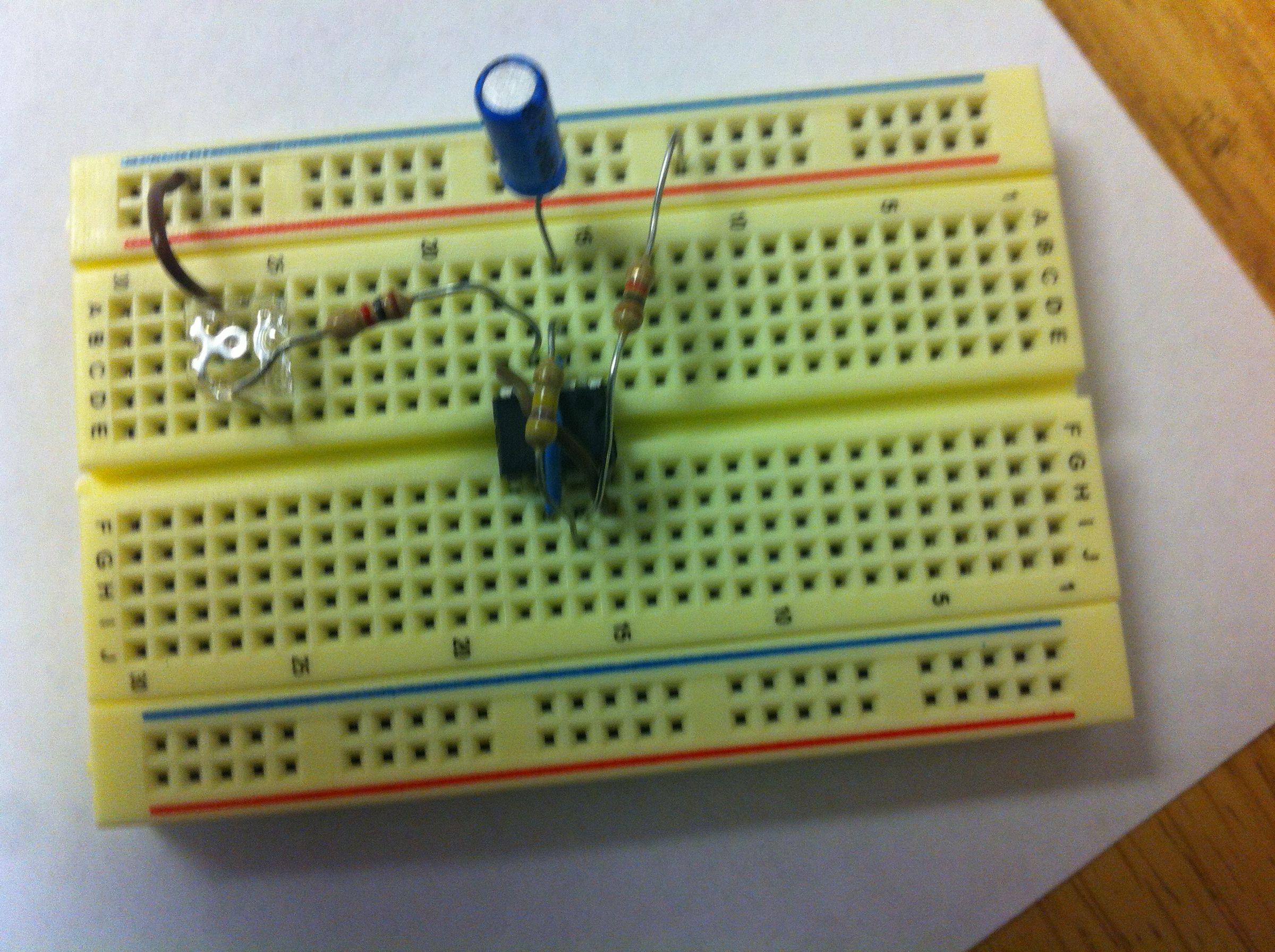 Varicap Controlled 555 Oscillator and Varicap Diode Tutorial : 16 Steps ...