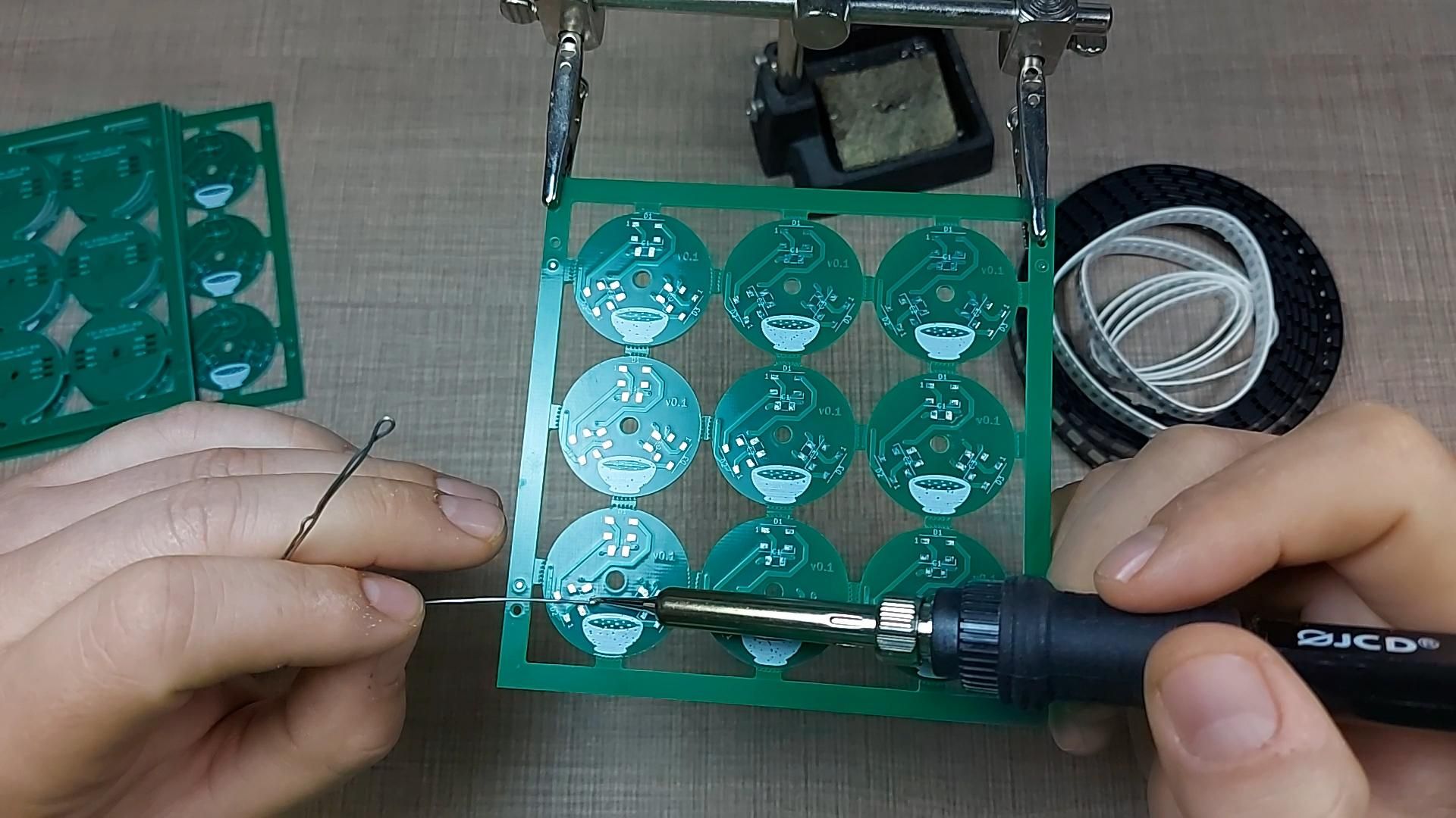 SMD Soldering With Regular Soldering Iron : 5 Steps - Instructables