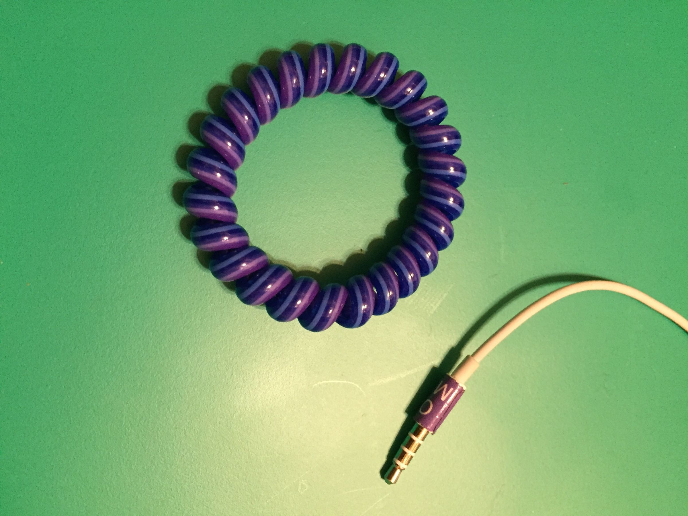 Earbud Wrap Cord : 3 Steps - Instructables