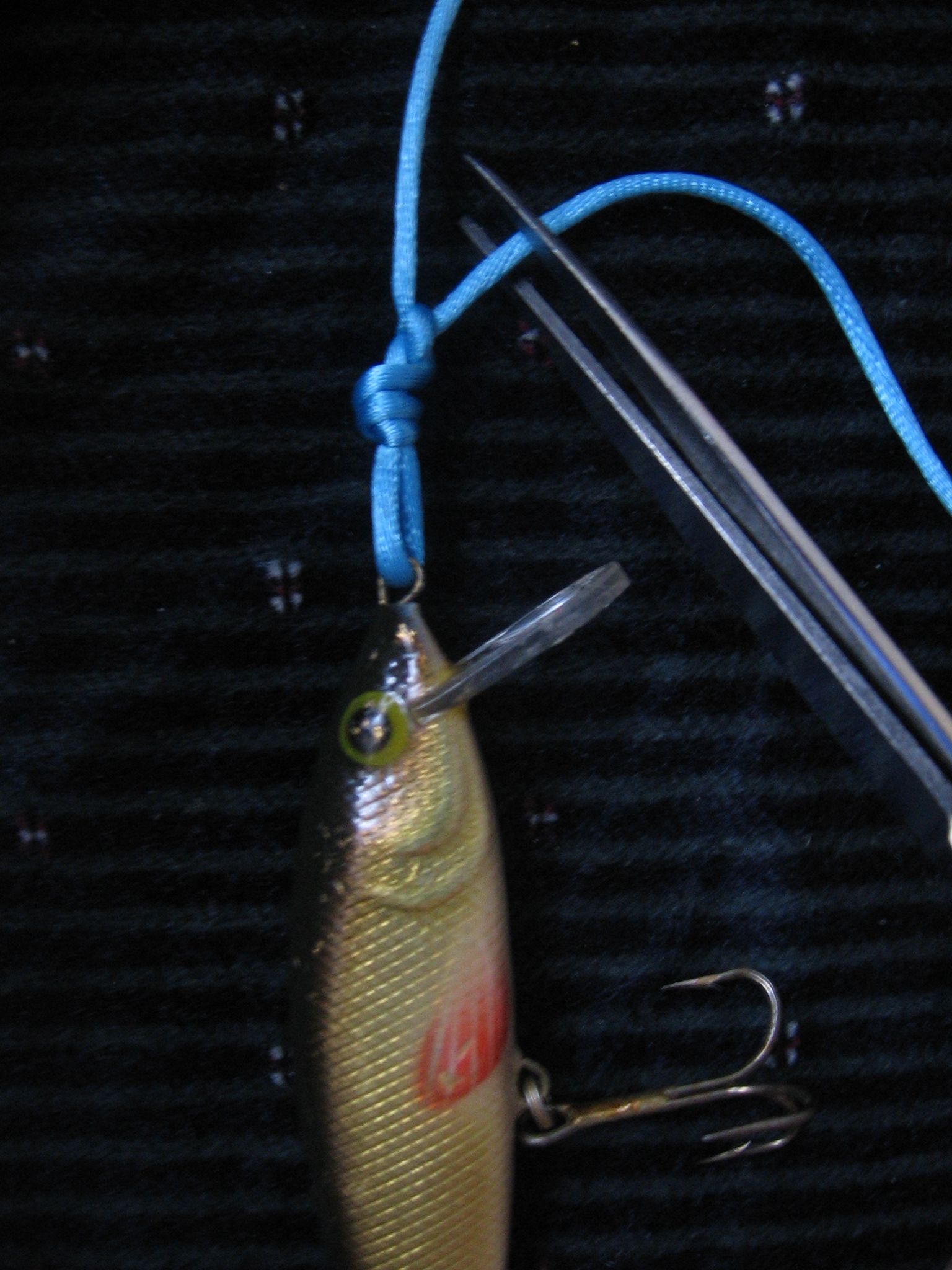 Specific Knot for Fishing Lures : 4 Steps - Instructables