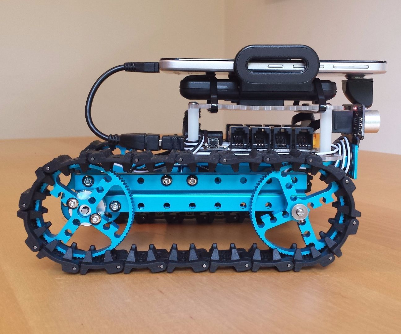 Arduino Rovers and Cars - Instructables