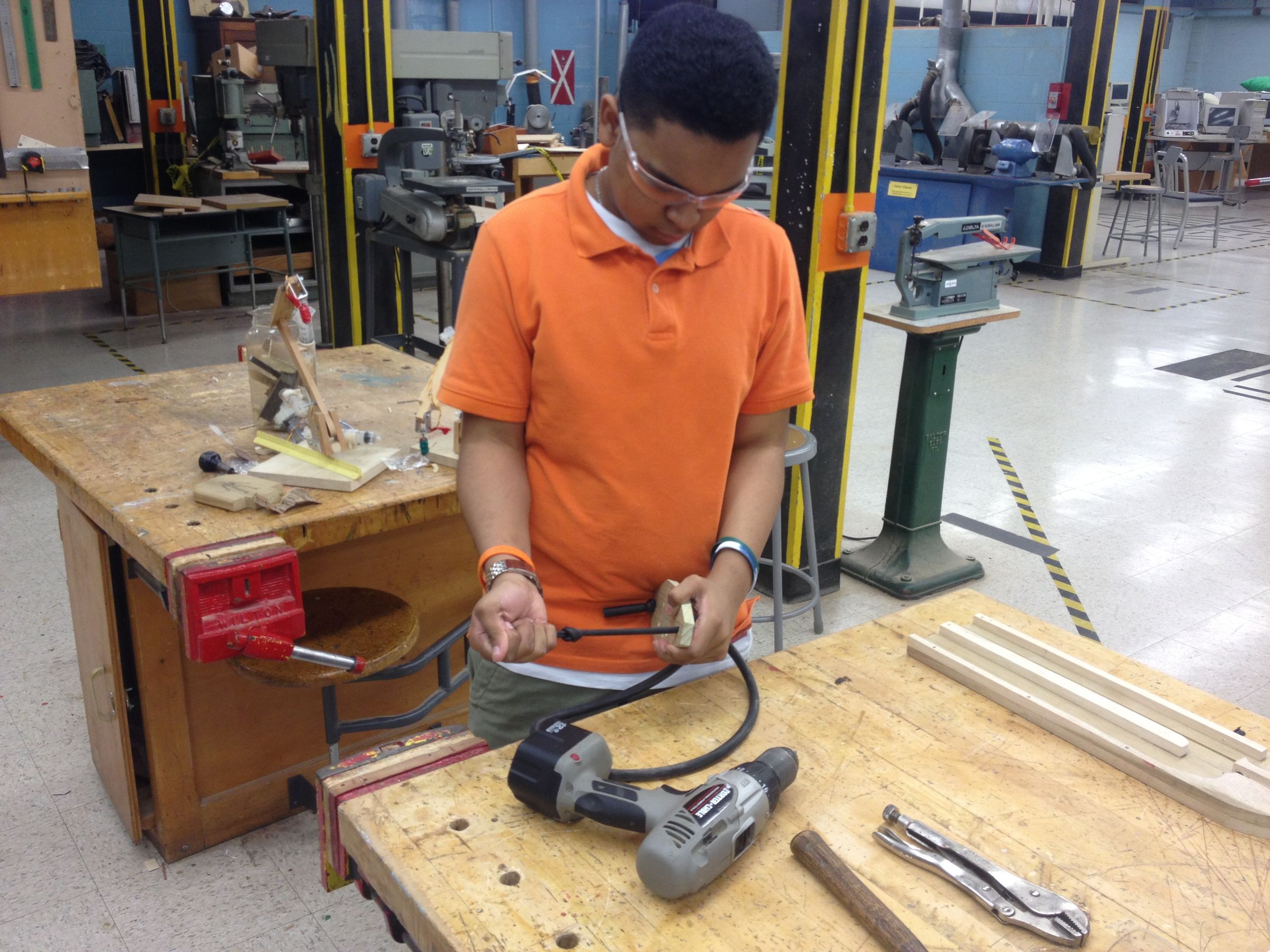 Oreo Pump Gun : 9 Steps - Instructables