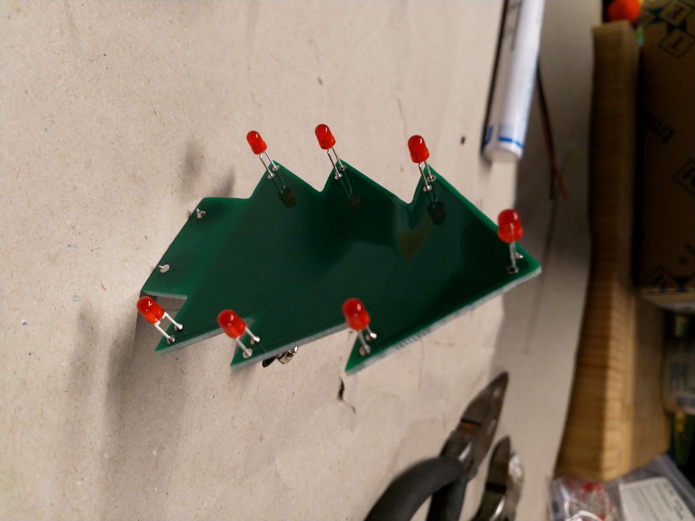 The Open Xmas Tree : 5 Steps - Instructables