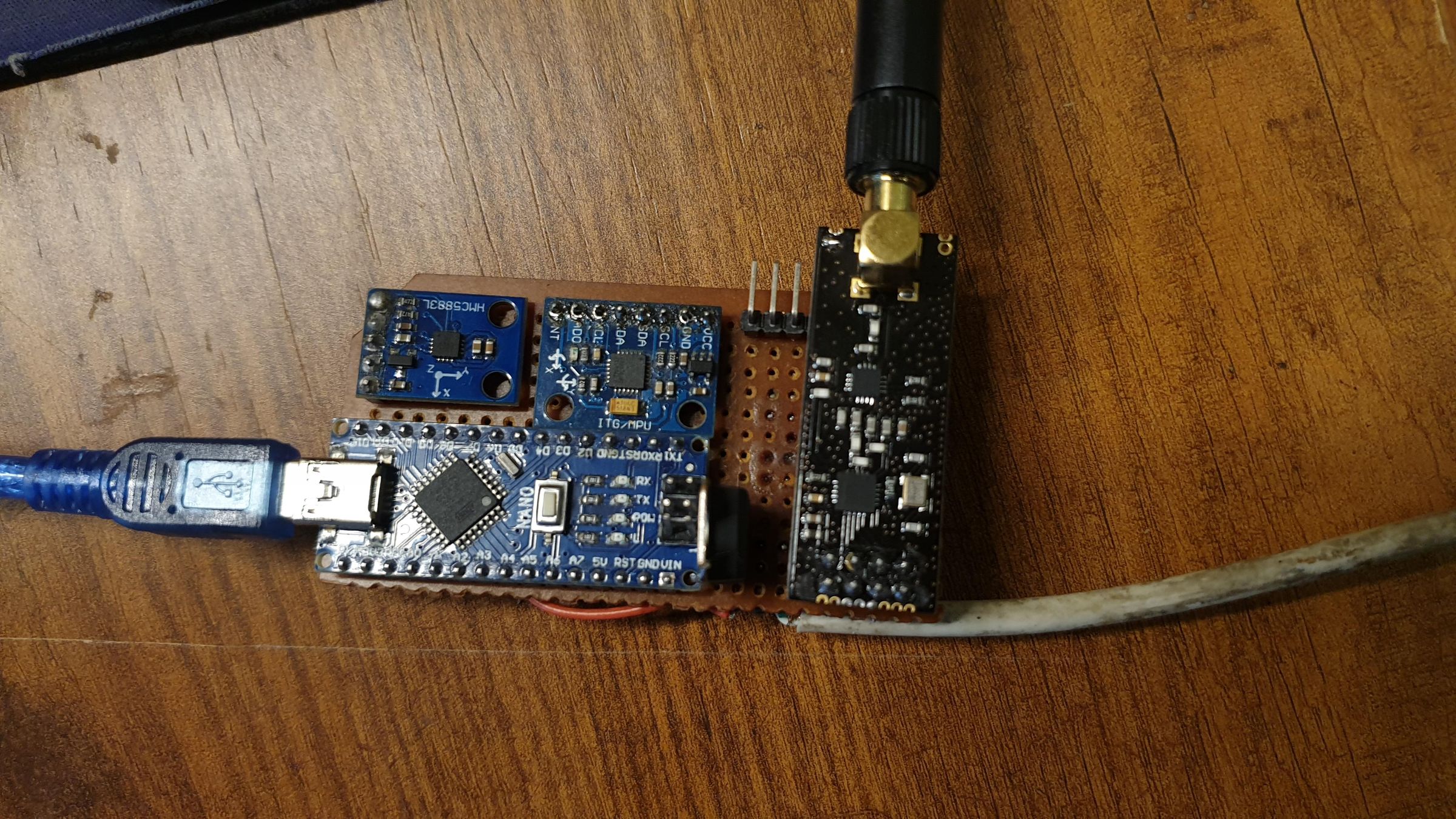 Arduino Wireless Plotting With Nrf24l01 and Mat Plot.py : 5 Steps - Instructables