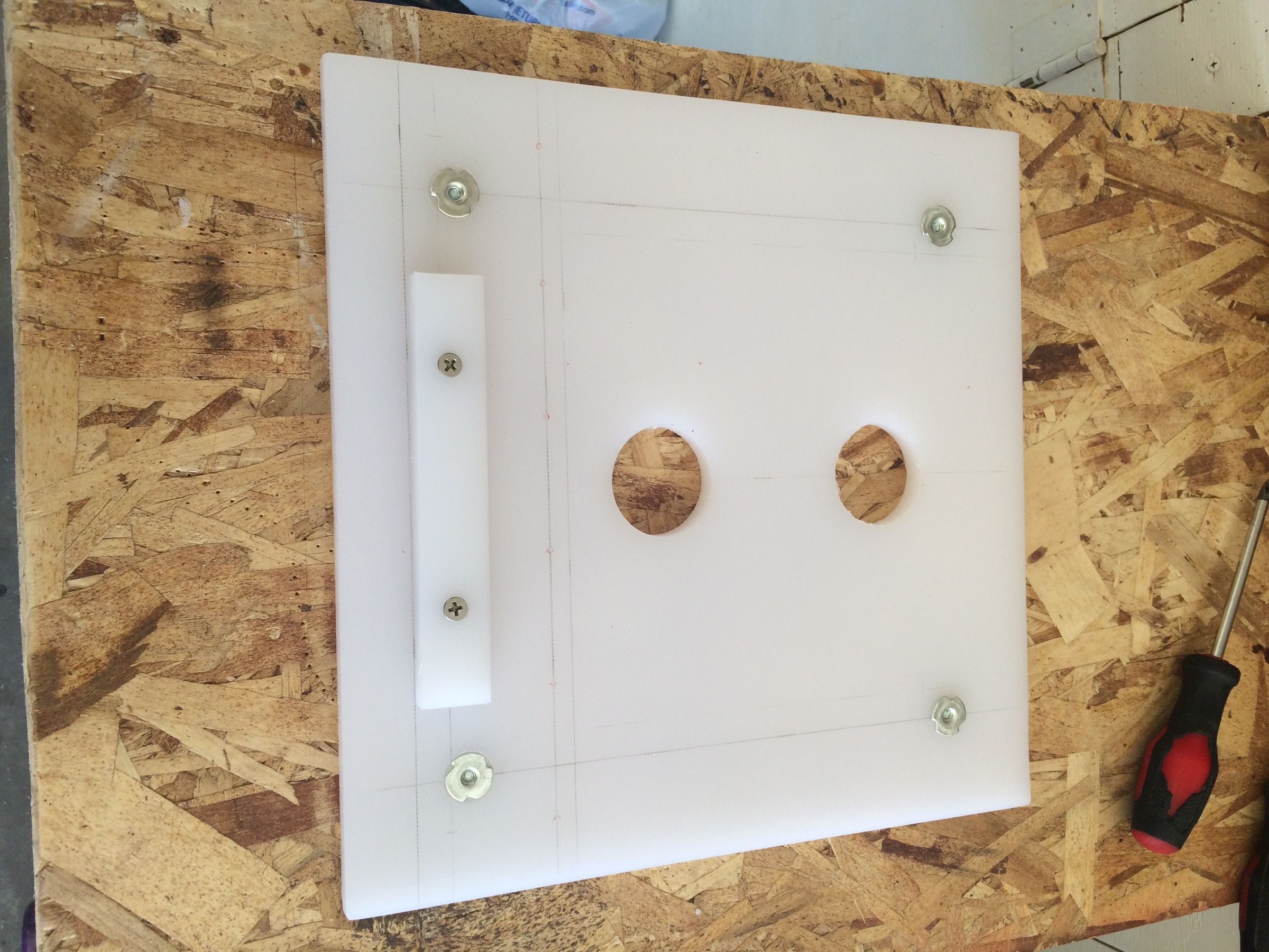 Magnetic Laptop Mount : 6 Steps (with Pictures) - Instructables