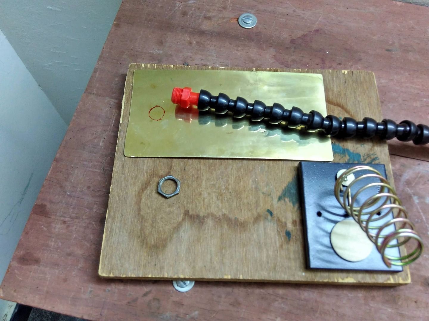 DIY Third Hand for Soldering : 7 Steps (with Pictures) - Instructables