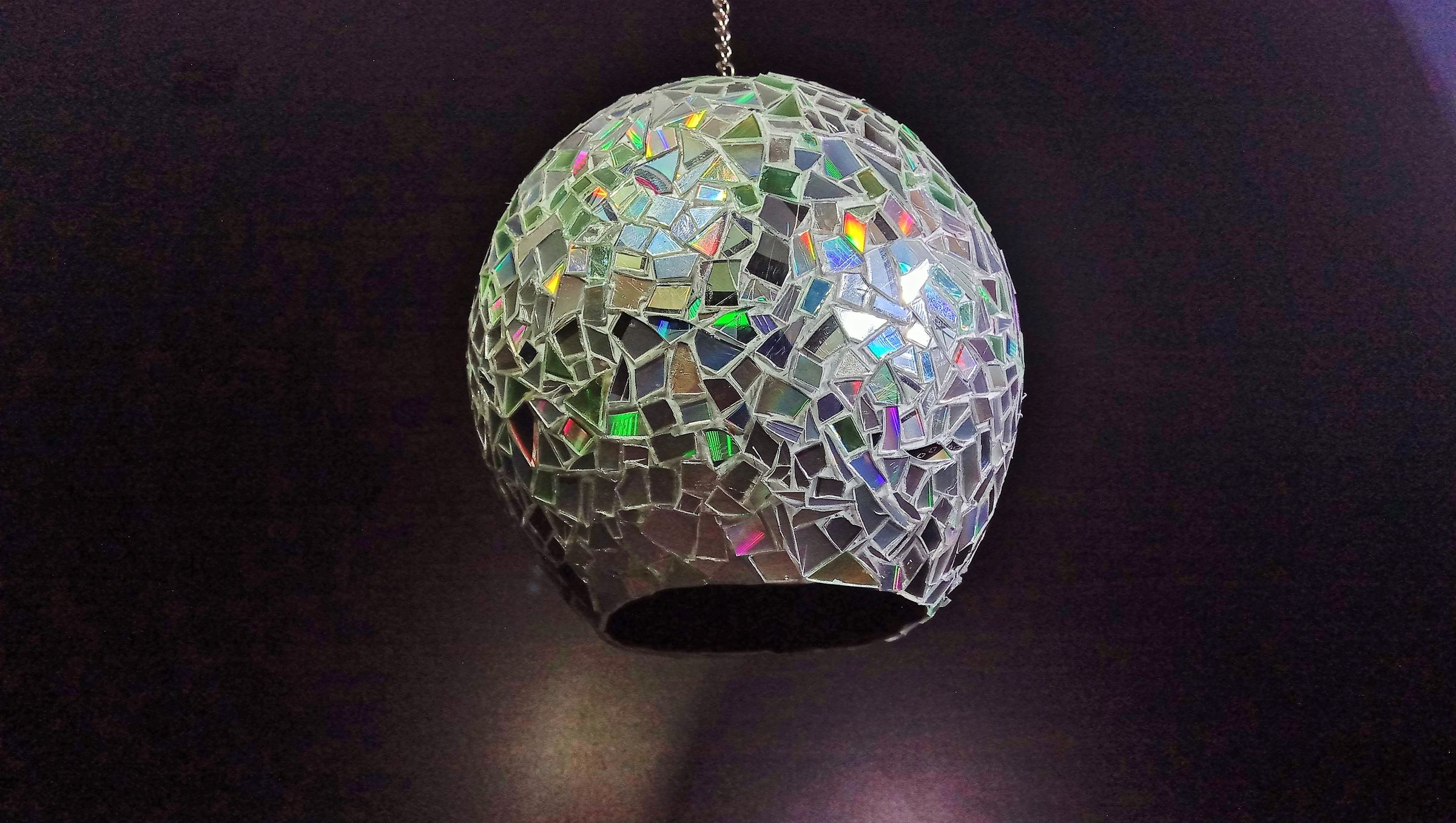 How to Make a Lamp With Paper and CDs : 4 Steps (with Pictures) - Instructables