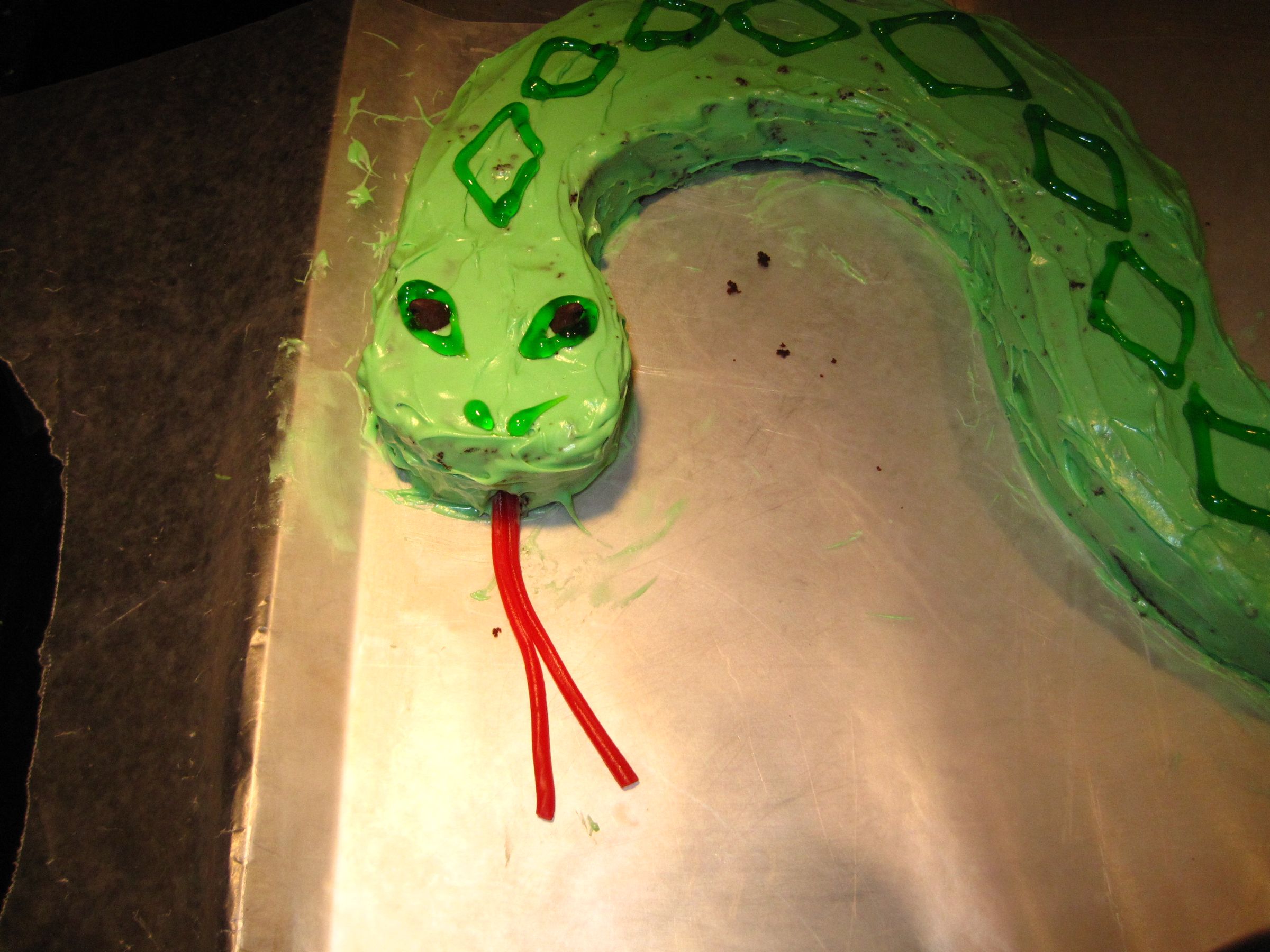 Sssuper Sssimple Snake Cake : 8 Steps (with Pictures) - Instructables