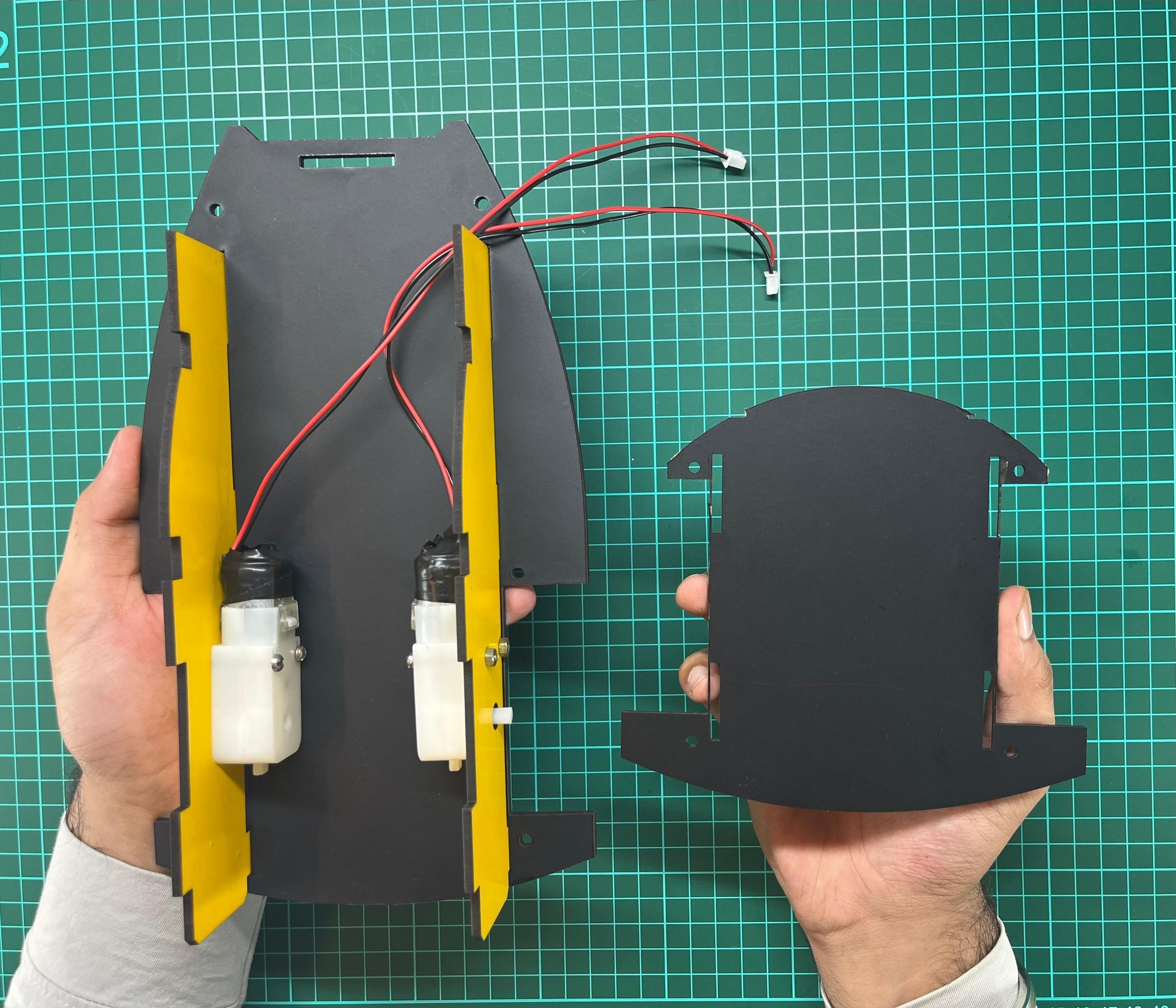 Obstacle Avoiding Robot Car Using Arduino : 12 Steps - Instructables