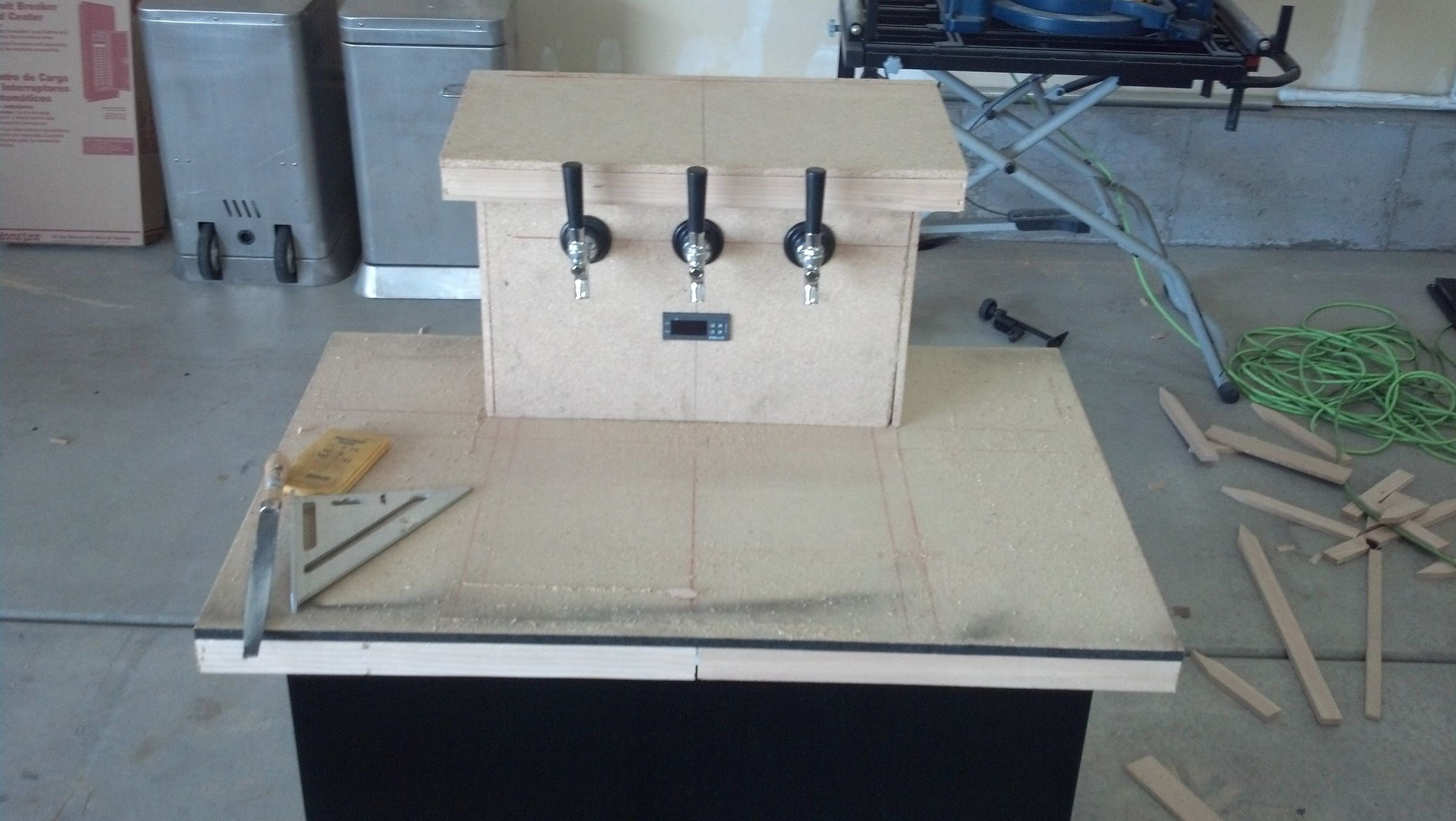 How to Build a Keezer With a 3 Tap Tower (chilled Tower) : 8 Steps ...