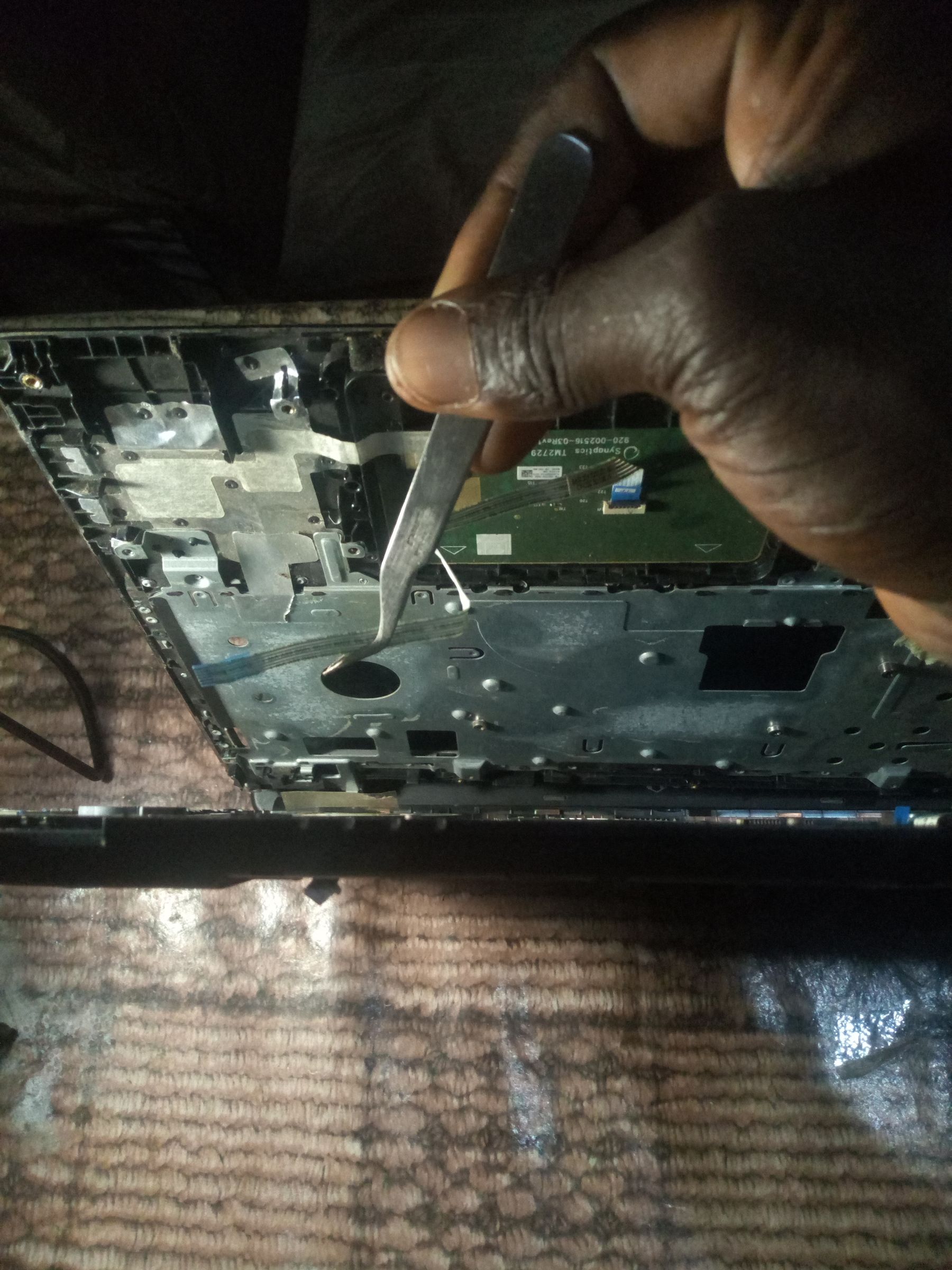 How I Fix My Dead Laptop of Over Two Years : 8 Steps - Instructables