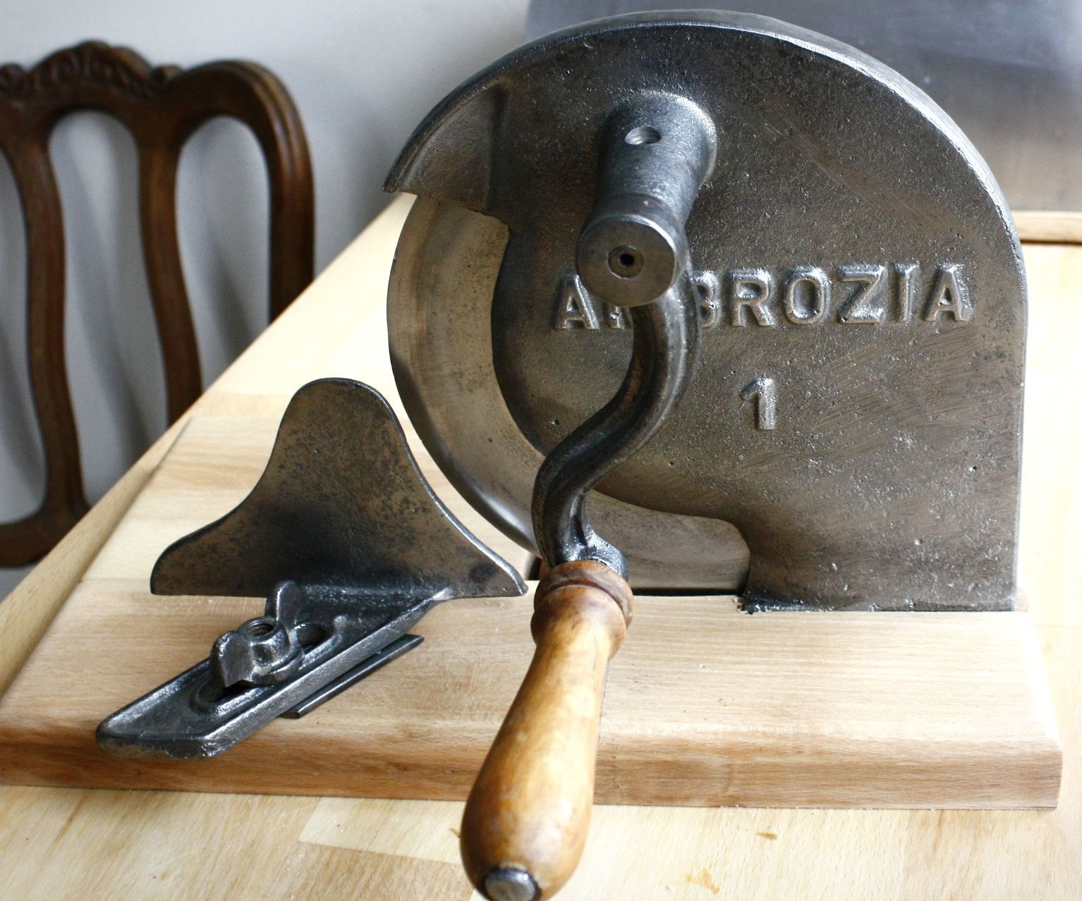 Make Some Renovation! Vintage Kitchen Cutter Restored to Life Again ...