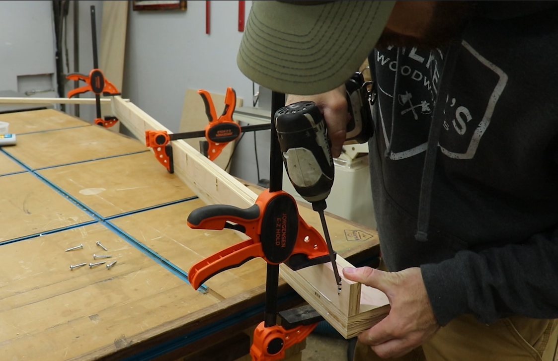 Making and Using Upgraded Router Sled Rails! : 11 Steps - Instructables