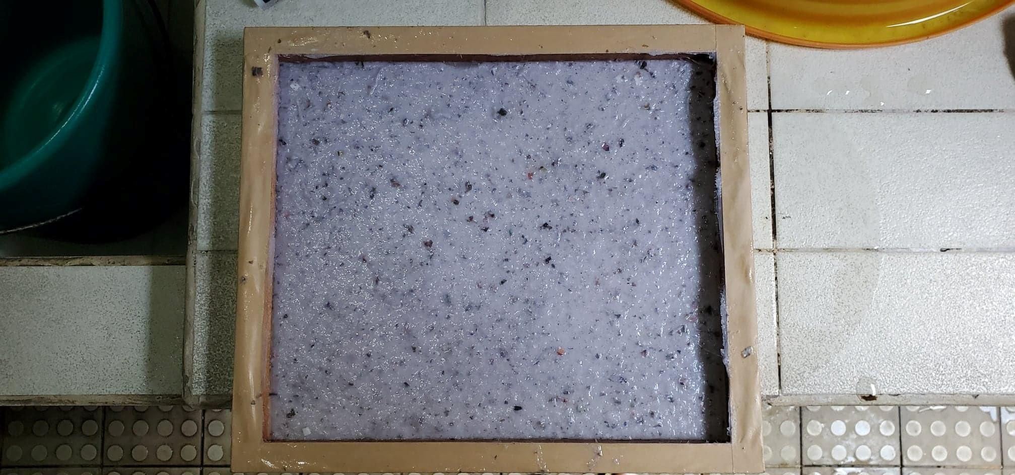 How to Make Paper Out of Recycled Paper : 5 Steps - Instructables