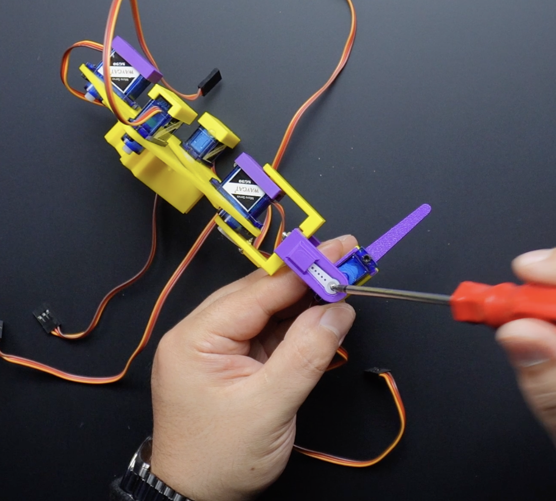 4-Legged Spider Robot With 3D Printed Parts (8 Servo Motors and an ...