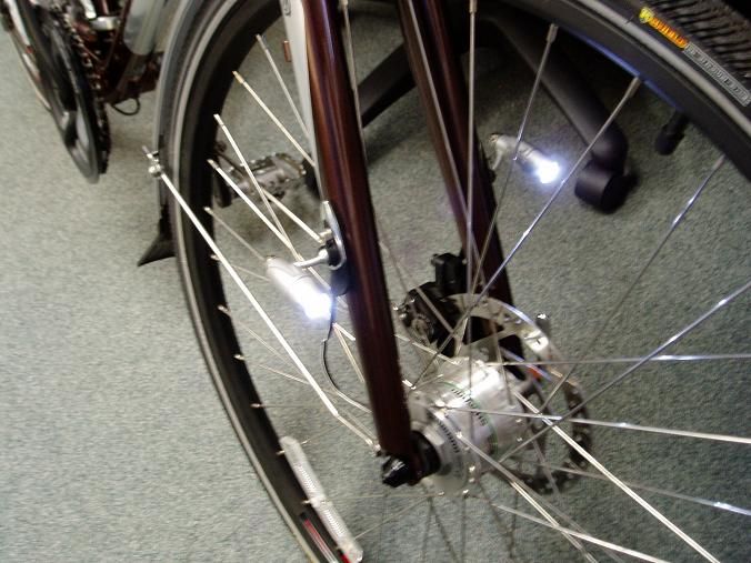 $2 Adjustable Fork-mounted Supplementary Bike Lights : 4 Steps (with ...