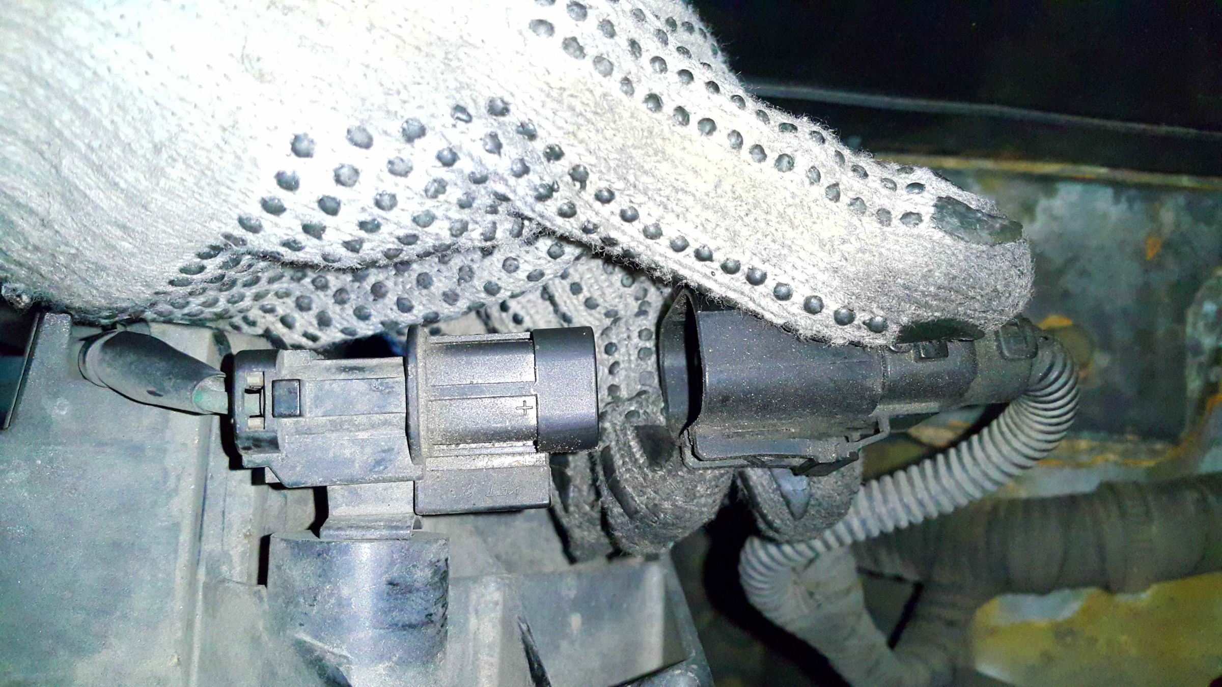 Replacing the Lower Radiator Hose on a Hyundai Trajet/sonata. : 4 Steps ...