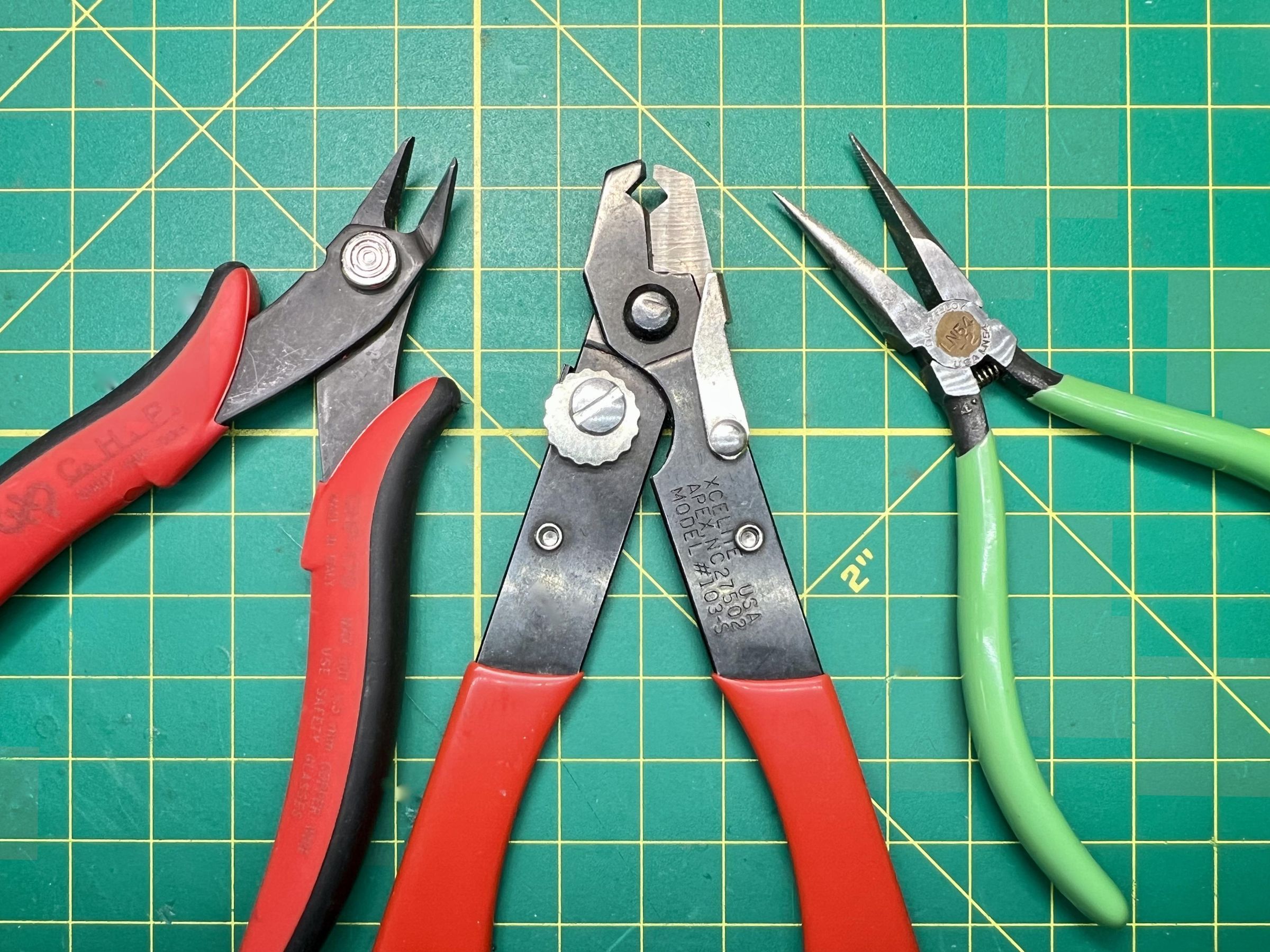 Programmable Sticky Note: Desktop Scrolling LED Display : 10 Steps (with Pictures) - Instructables