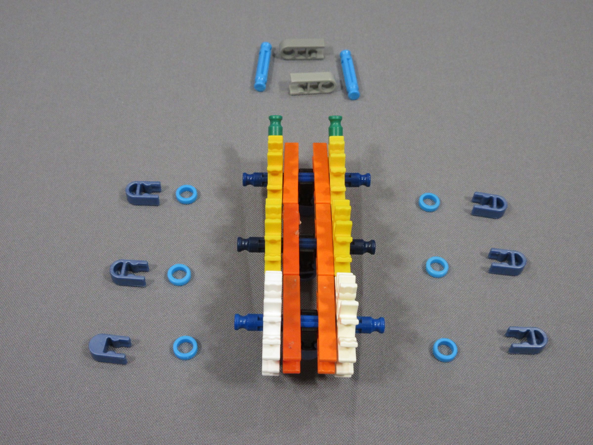 K'nex Upside-Down Marble Lift : 7 Steps - Instructables