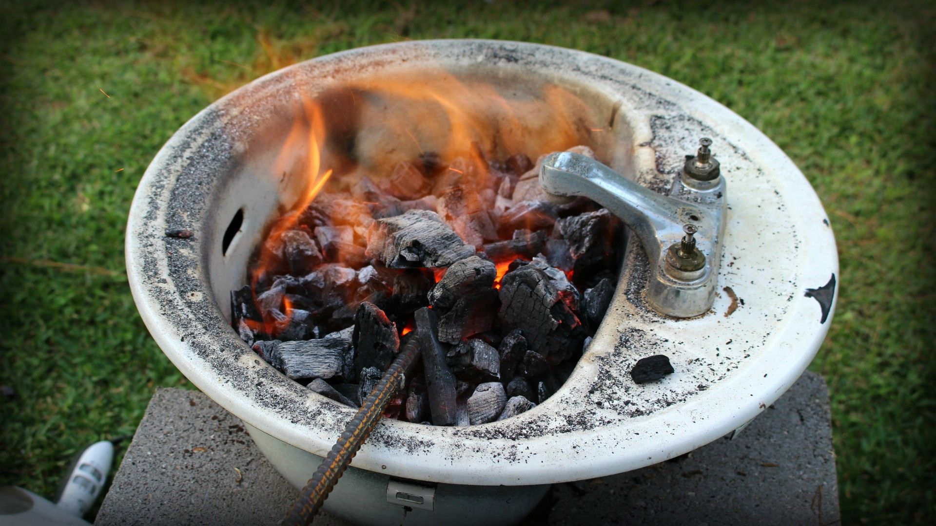 Most REDNECK Forge Ever. Period. : 6 Steps (with Pictures) - Instructables