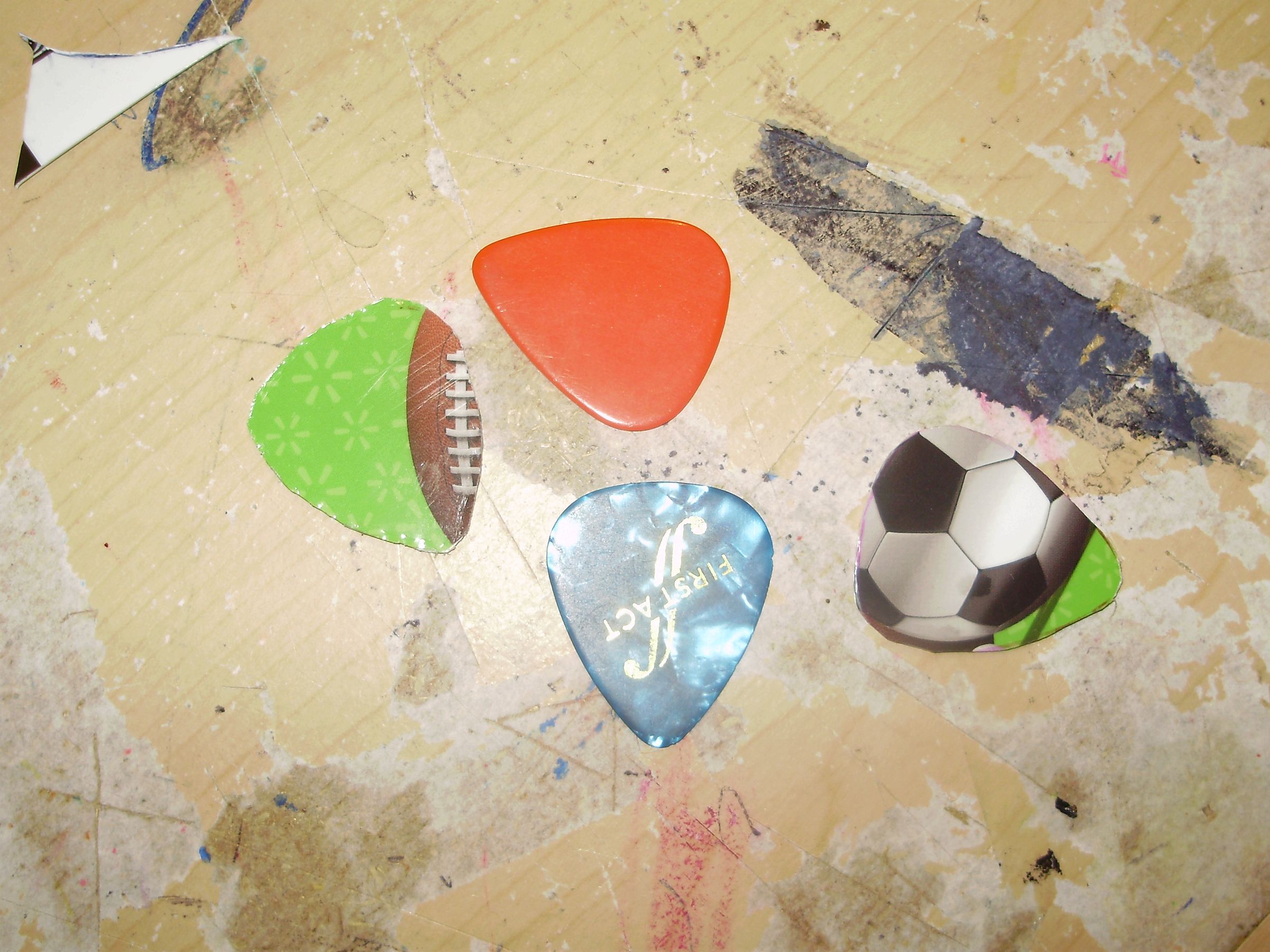 Homemade Guitar/Ukulele Picks - Instructables