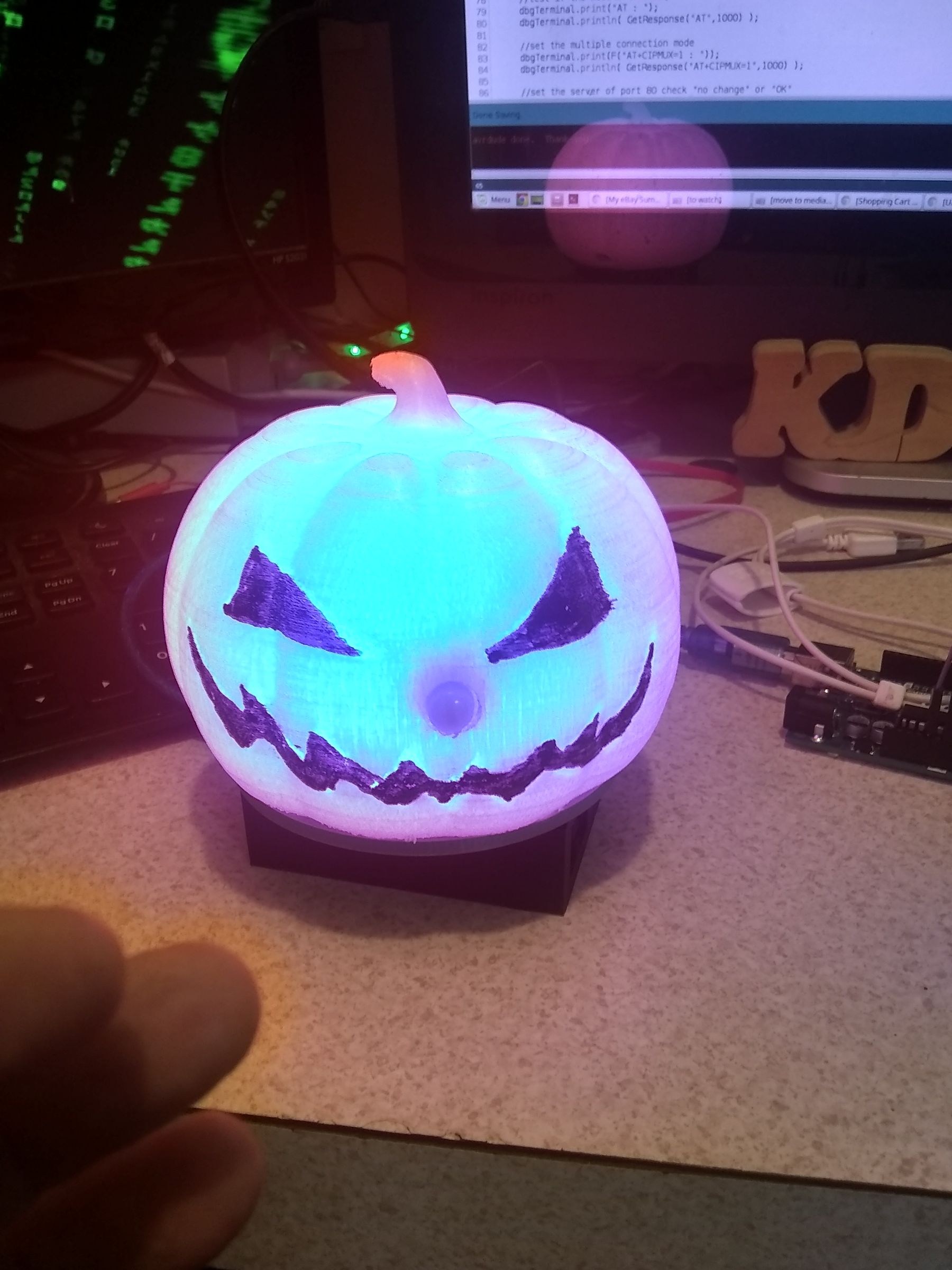 A Halloween Scare Machine Using a PIR, a 3D Printed Pumpkin and the ...